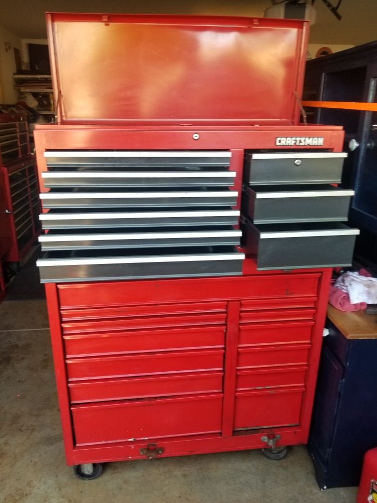 41 inch husky/craftsman tool box combo for Sale in Elk Grove, CA - OfferUp