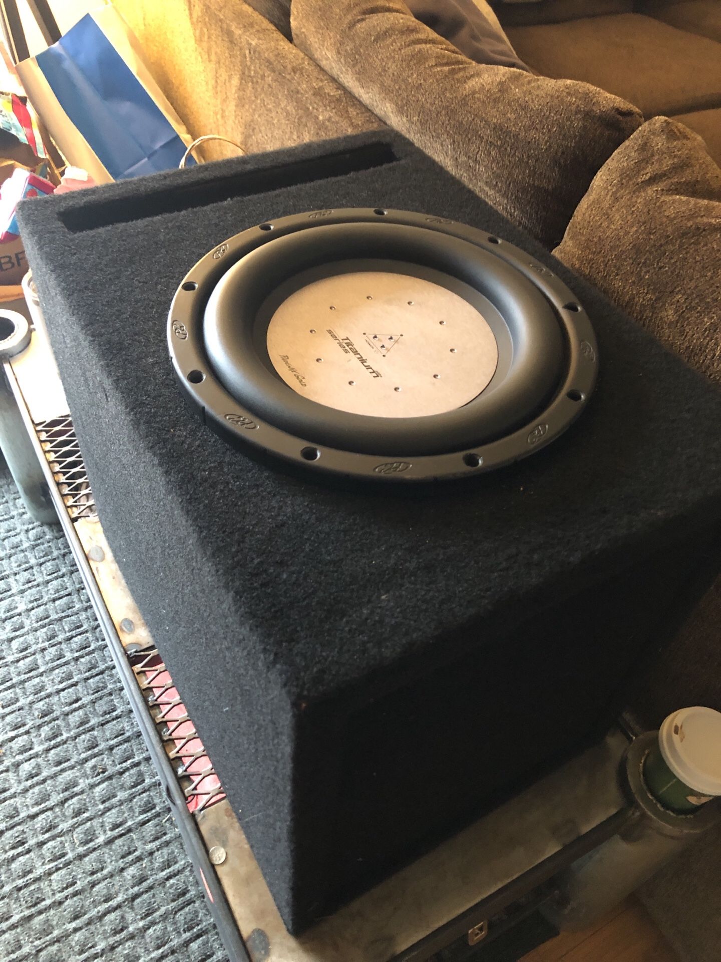 Phoenix gold ti elite 12” subwoofer w/ mojo box for Sale in Seattle, WA ...