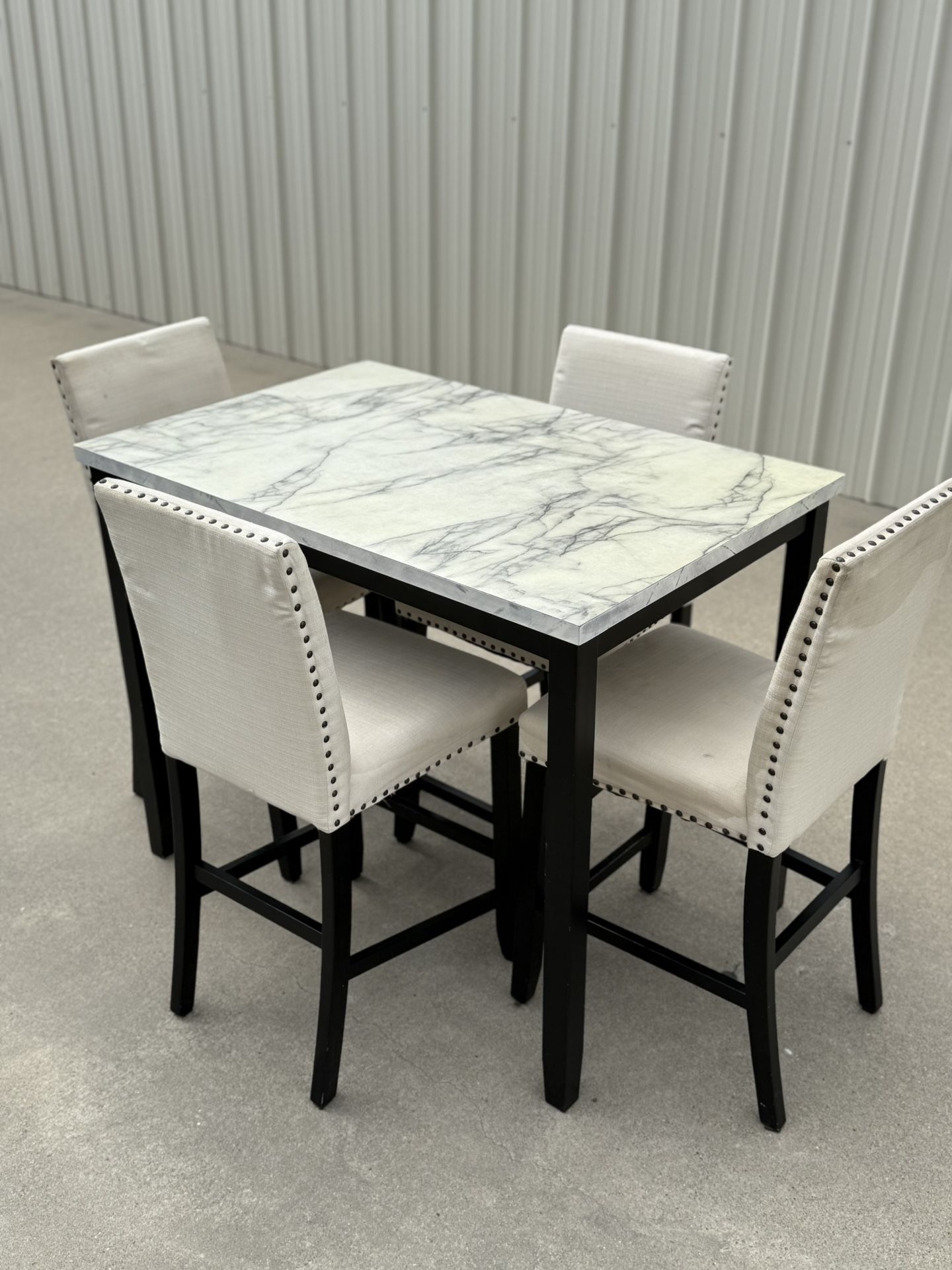 Dinning Table for Sale in Modesto, CA - OfferUp