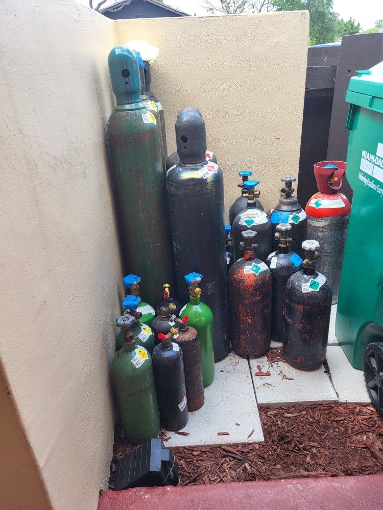 TORCH CUTTING WELDING TANKS for Sale in Miami, FL - OfferUp