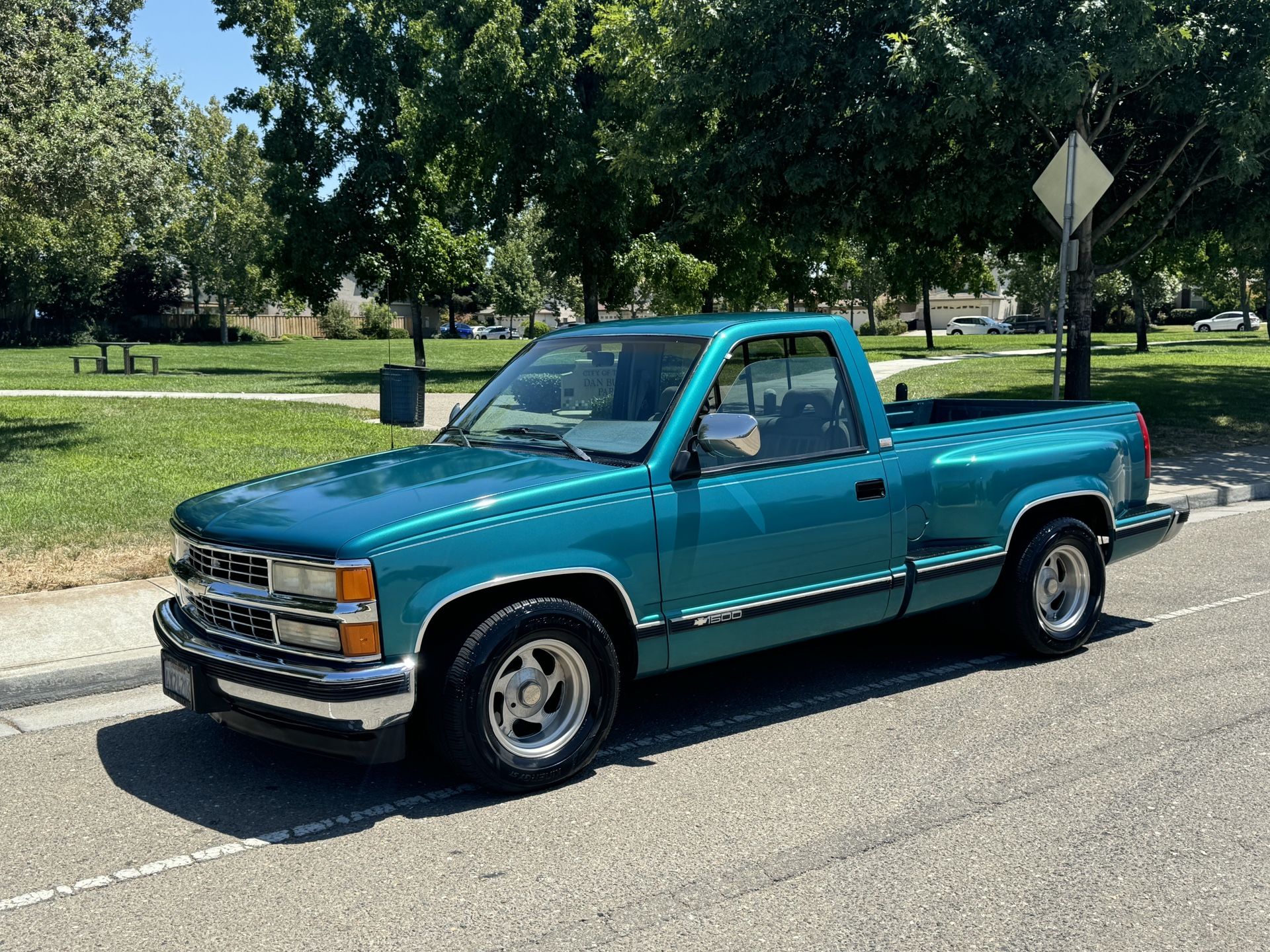 1994 Chevy Silverado Regular Cab Stepside V8 for Sale in Tracy, CA ...