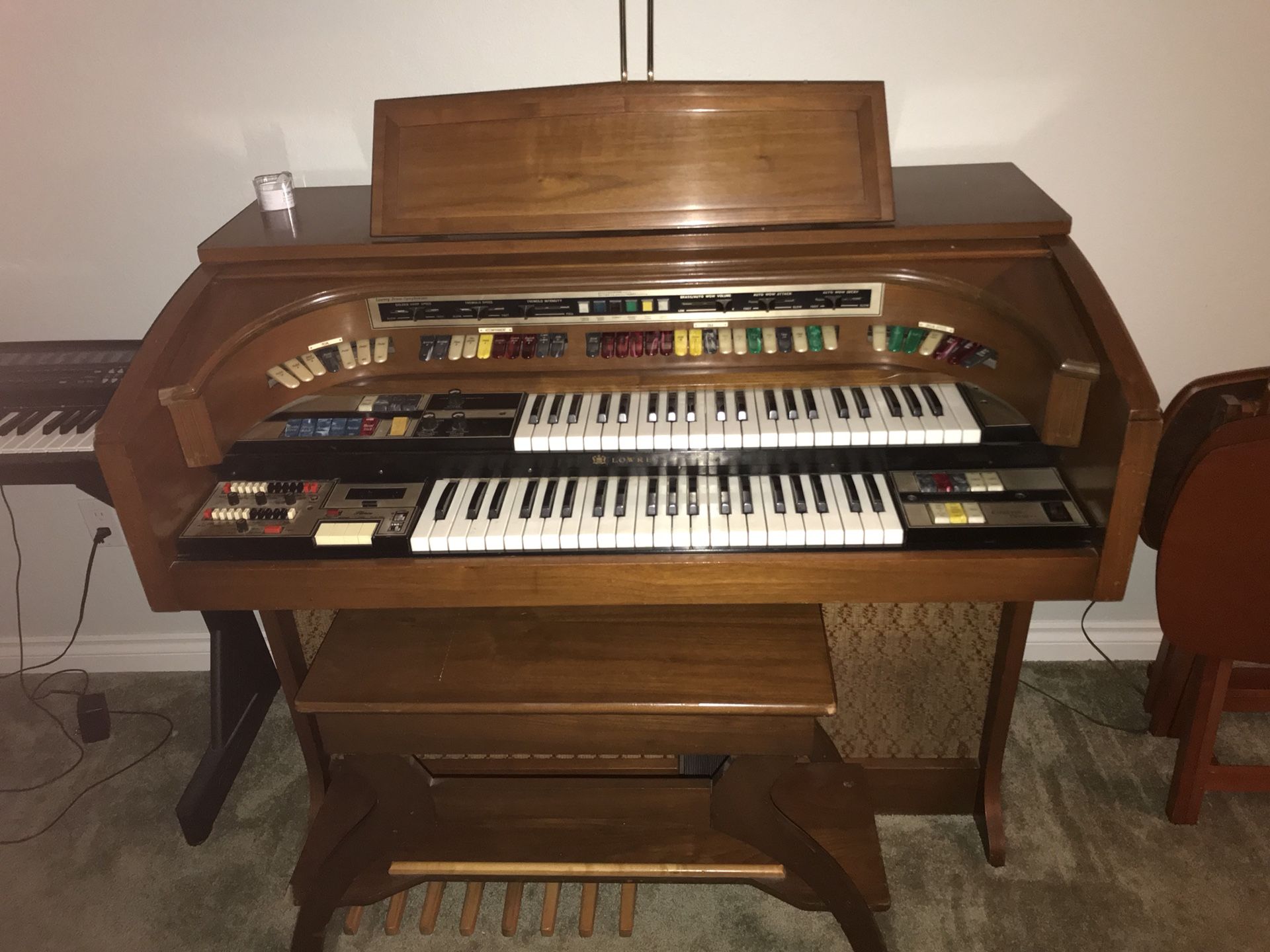 Lowrey organ mid 60s to 70s for Sale in Vancouver, WA - OfferUp