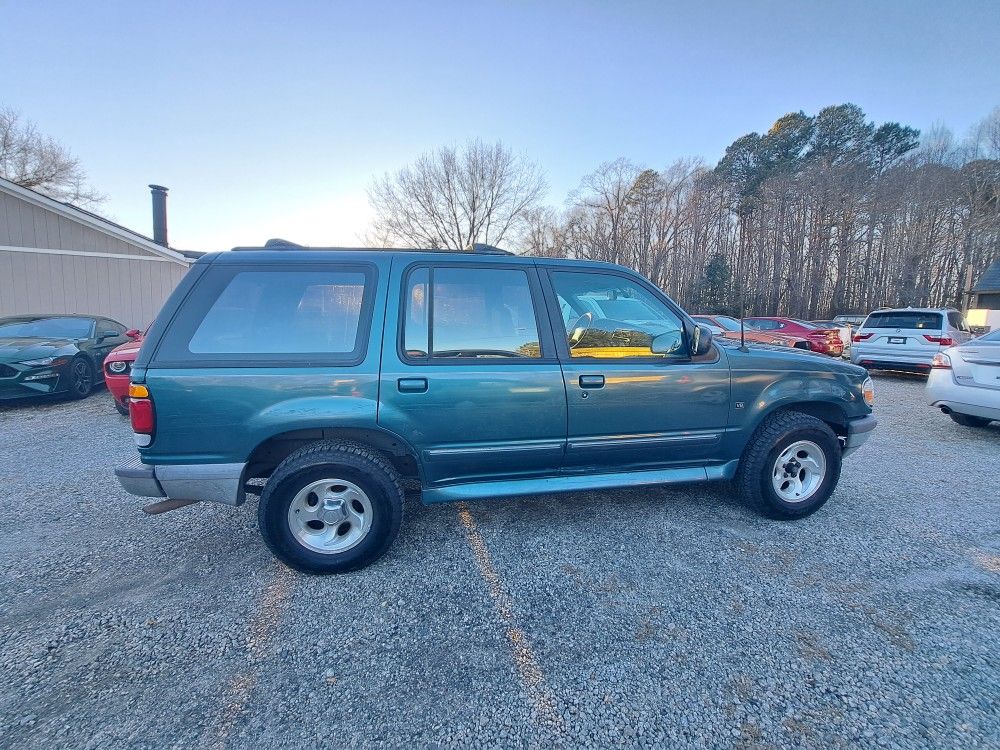 1997 Ford Explorer for Sale in Dallas, NC - OfferUp
