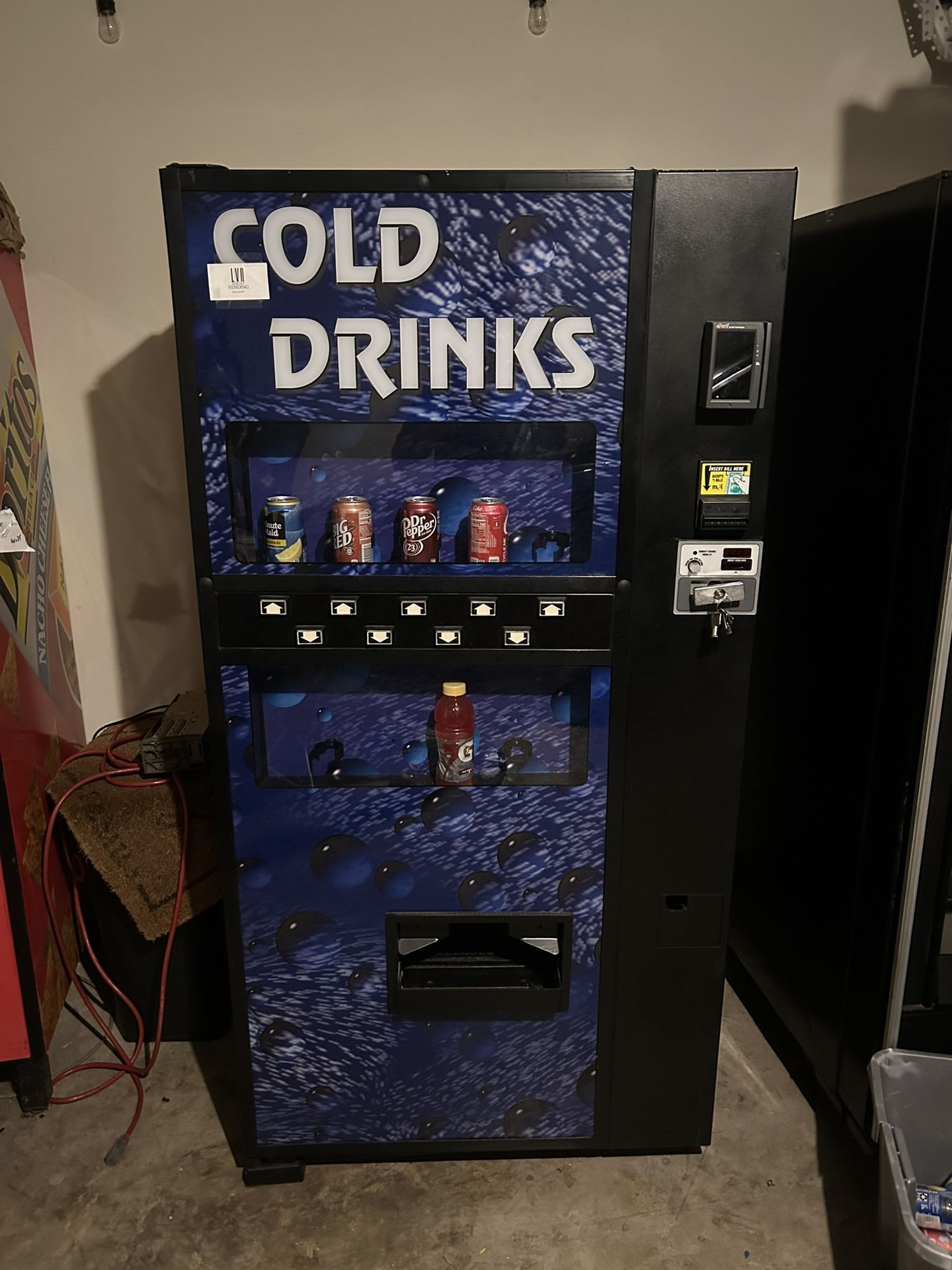 Dixie Narco 501e Drink Machine for Sale in Houston, TX - OfferUp