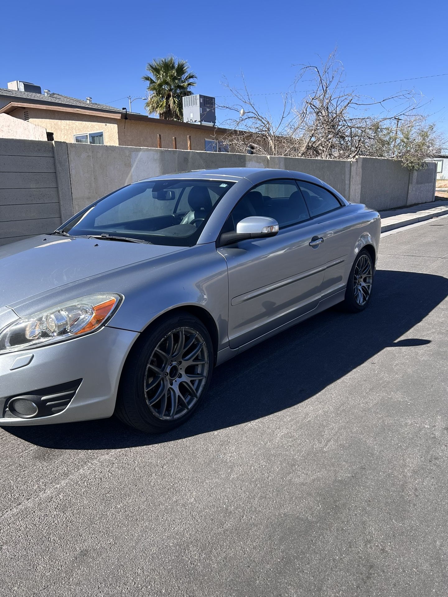 2011 Volvo C70 for Sale in Las Vegas, NV - OfferUp