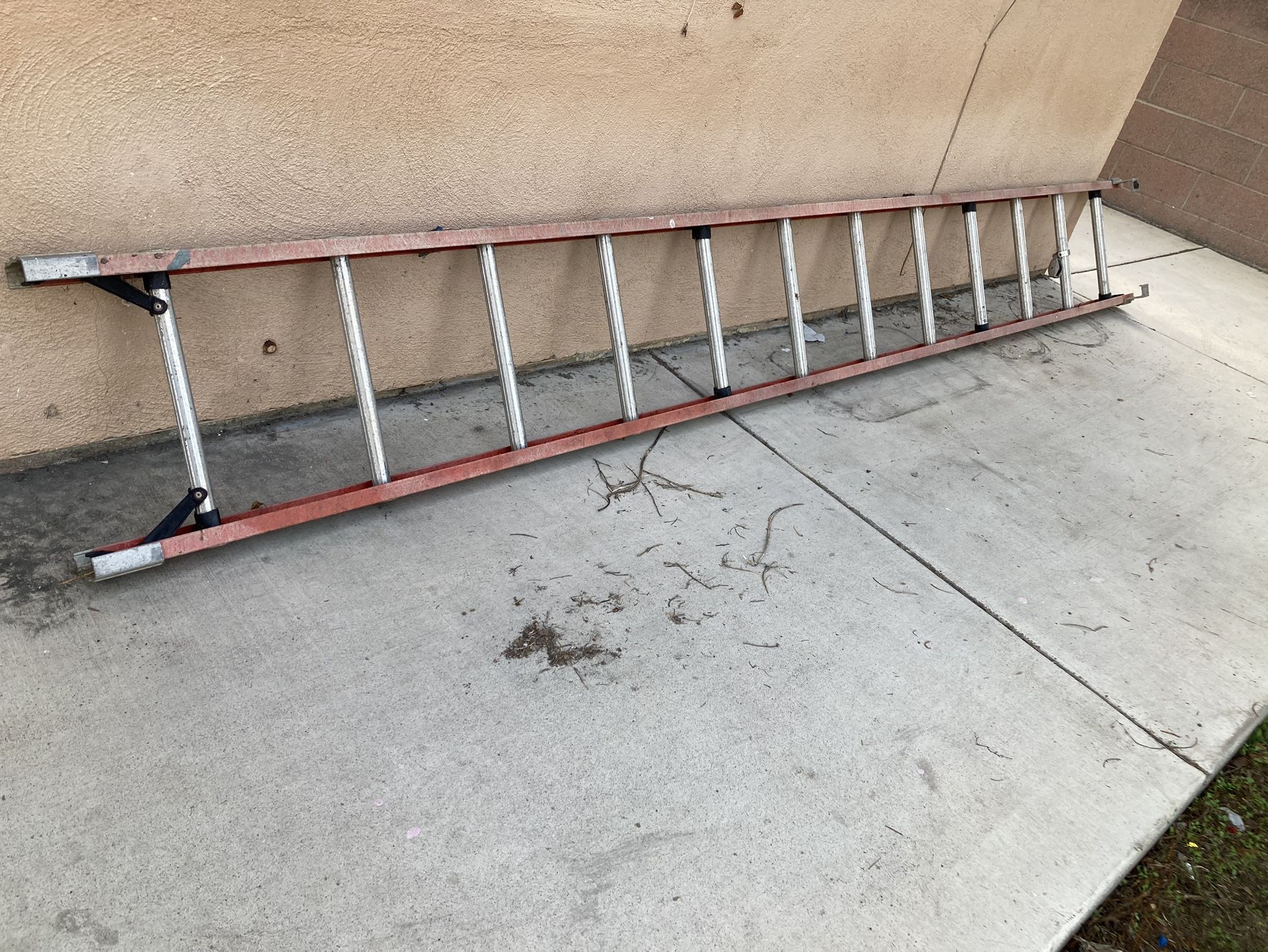 Ladder Fiberglass 12’ Only 1 Pc.