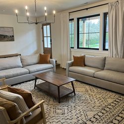 York couch pottery barn store