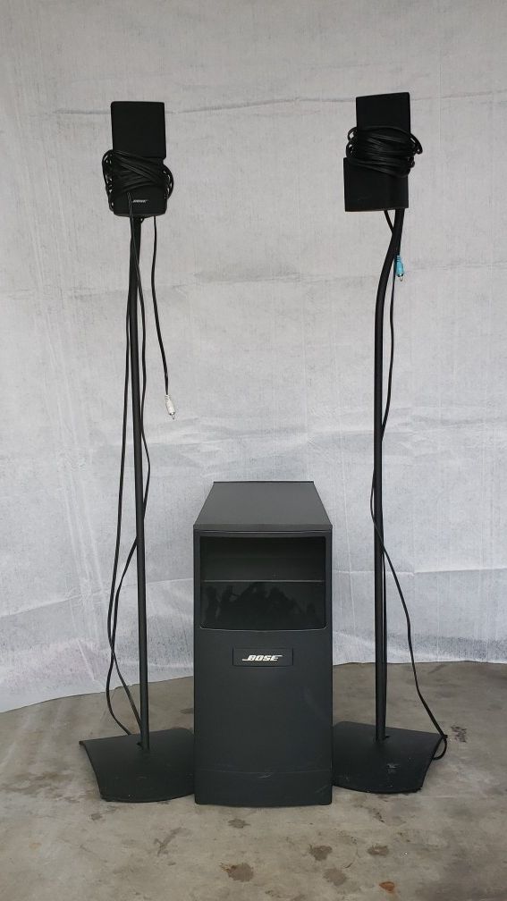 Bose Acoustimass 10 Series V Home Theater Speaker System, Black for Sale in Orange, CA - OfferUp
