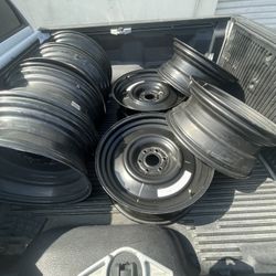GM Transport Wheels 22” Steelies for Sale in Long Beach, CA - OfferUp