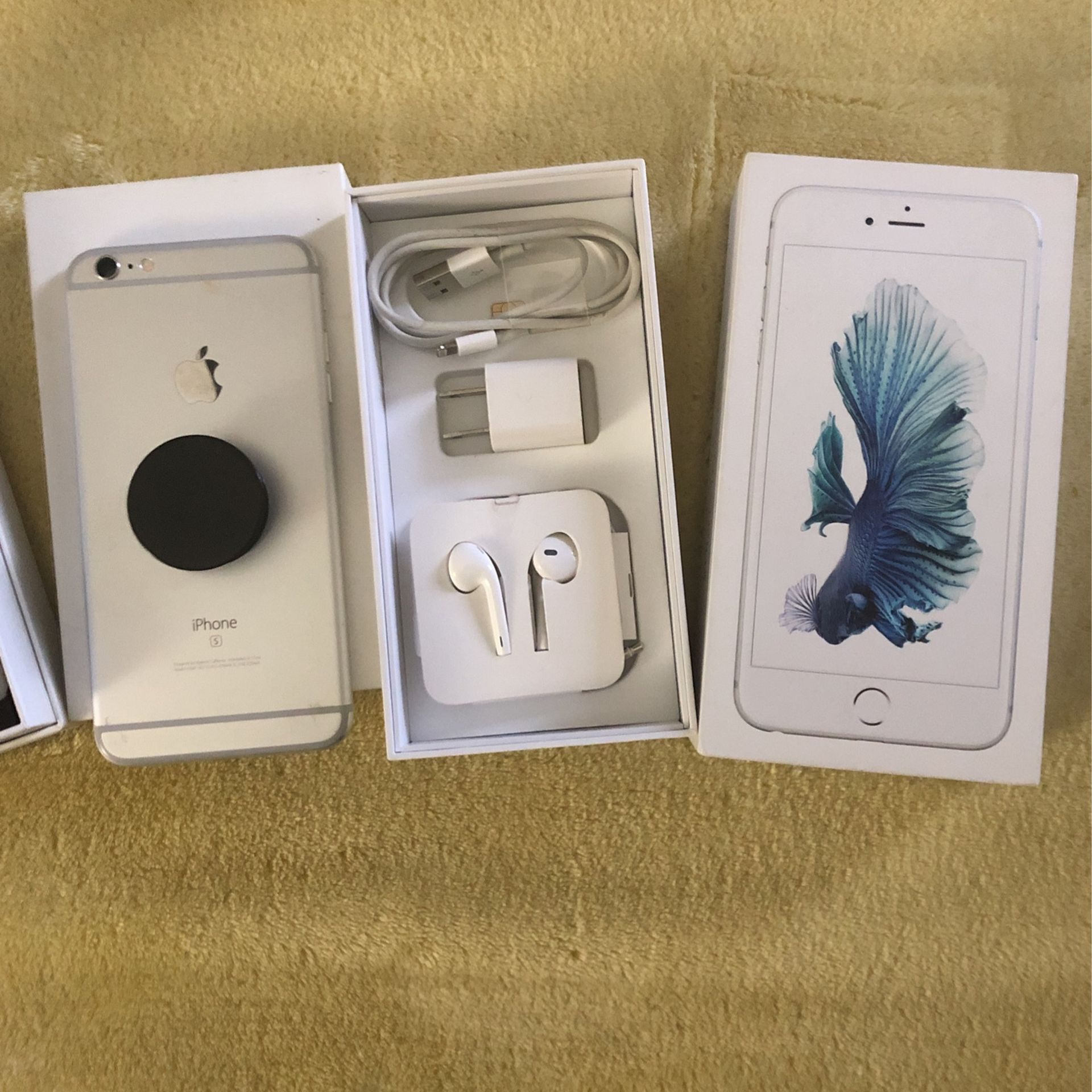 I Phone 6s Plus > Samsung Galaxy S III >> More.. for Sale in North Las ...