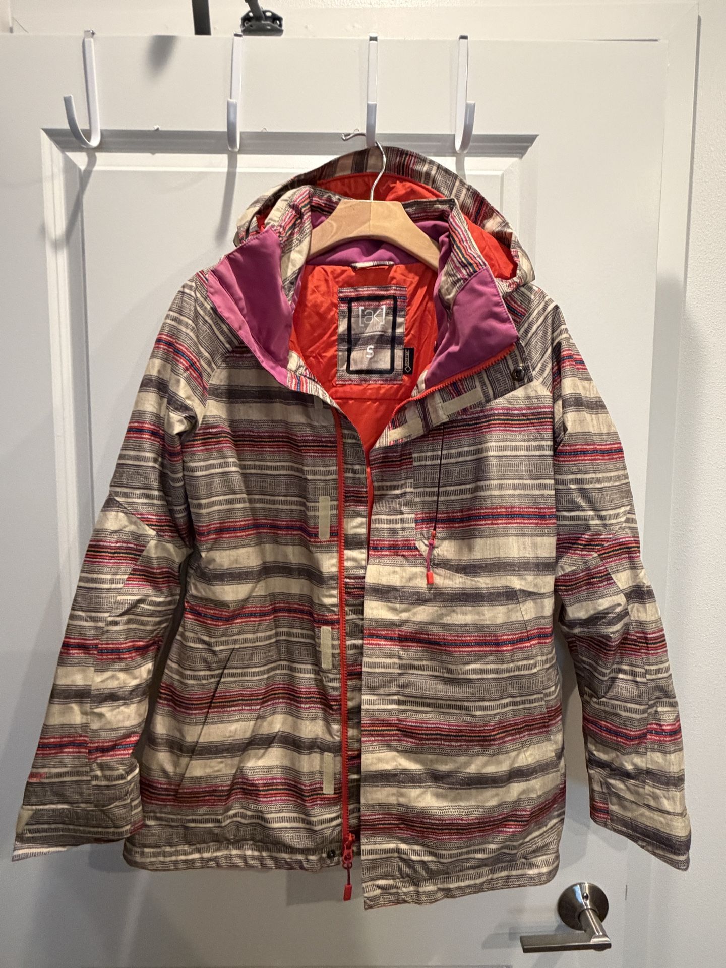 Burton AK 2L Embark Gore-Tex Jacket for Sale in Los Angeles, CA - OfferUp