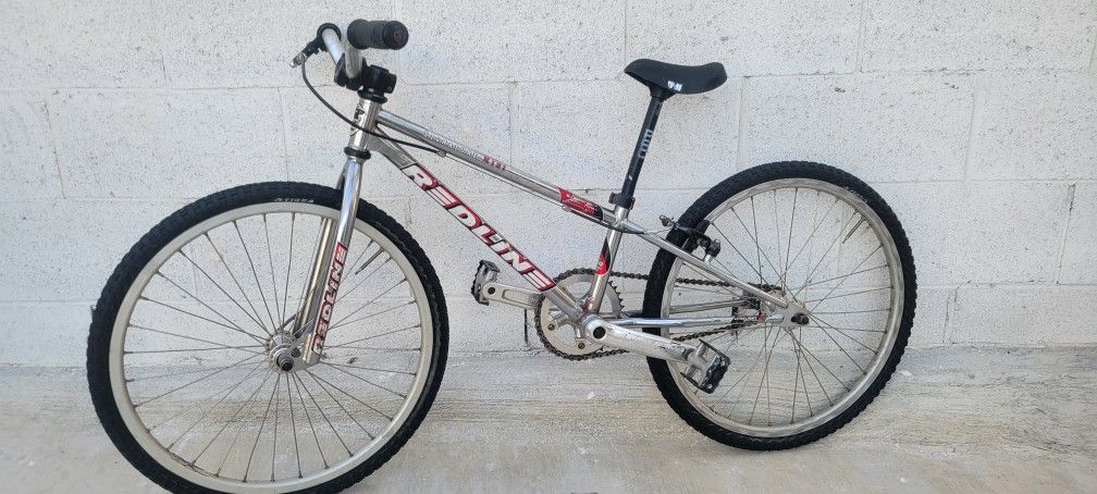 REDLINE mini CHROME... for Sale in Riverside, CA - OfferUp