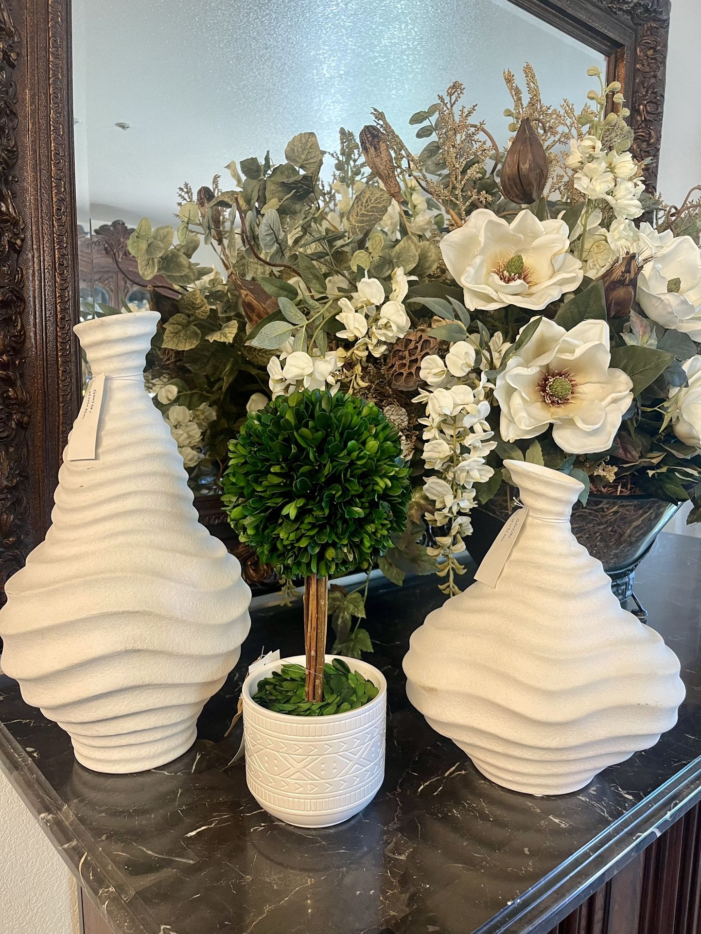 Home Decor Set for Sale in Montclair, CA - OfferUp