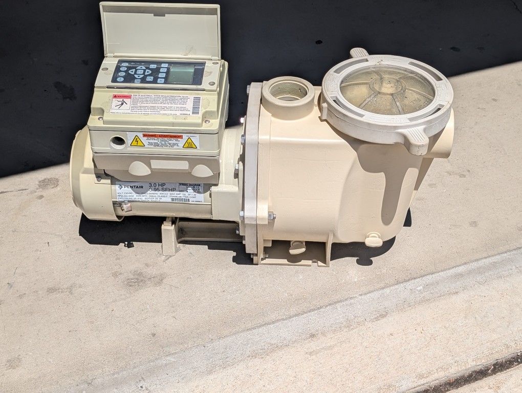Pentair Variable Speed Pool Pump for Sale in Glendale, AZ - OfferUp
