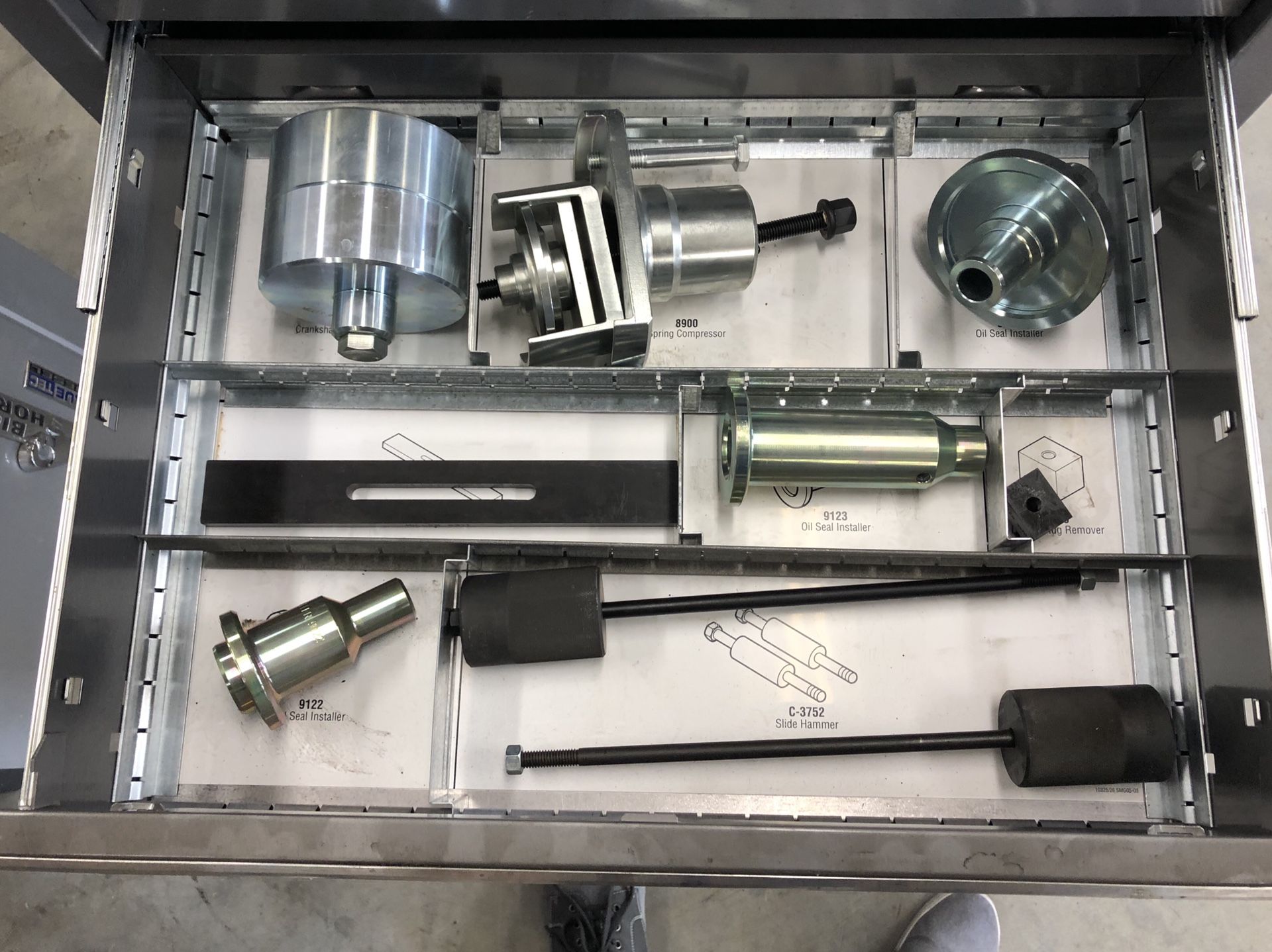 Chrysler Crossfire Miller Special Tools for Sale in Everett, WA - OfferUp