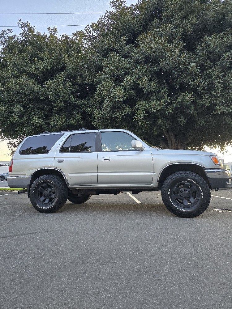 2000 toyota 4runner automatic CLEAN TITLE motor v6 clean title AC cold ...