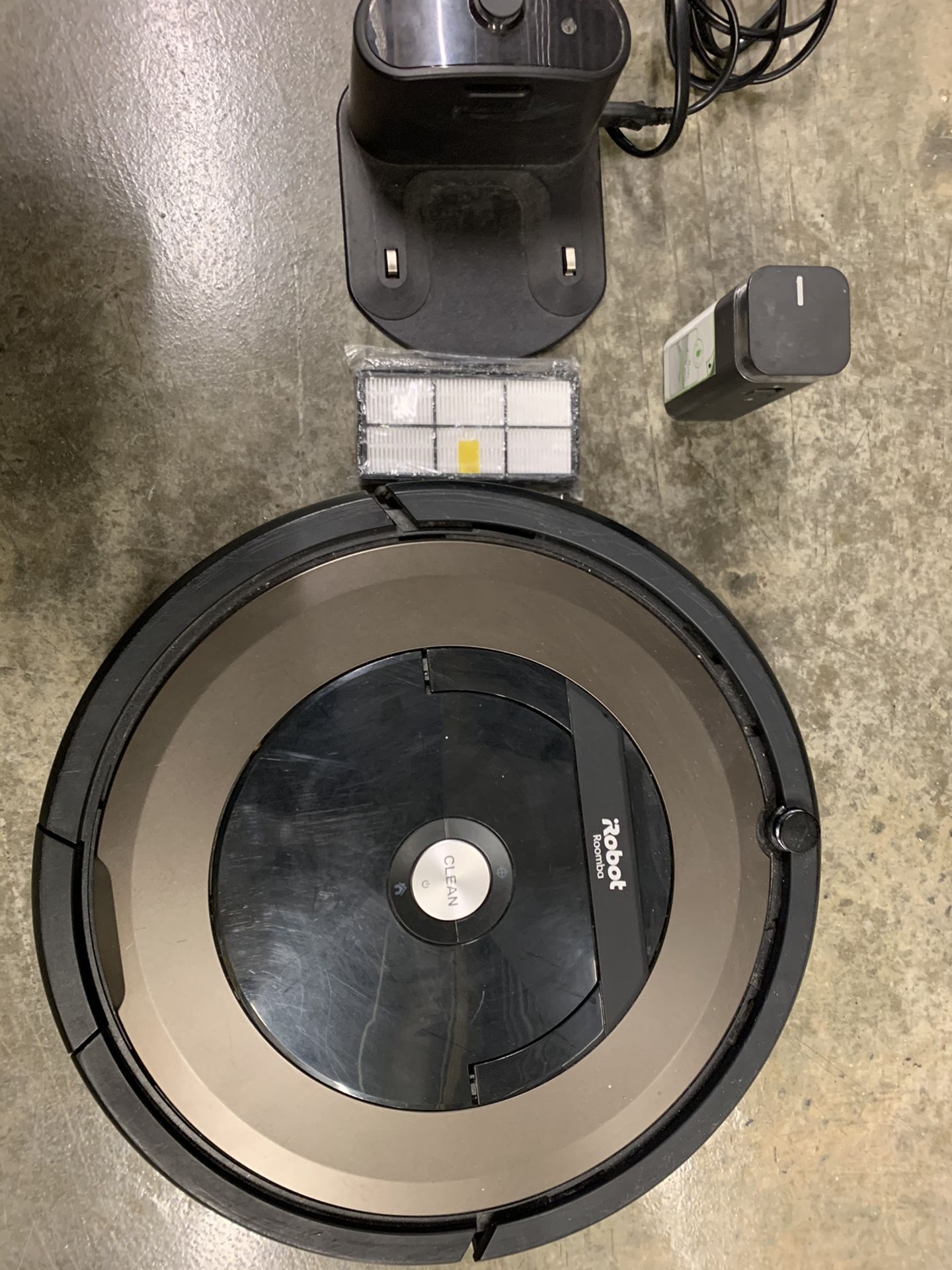 Irobot roomba 890 for Sale in Miami, FL - OfferUp
