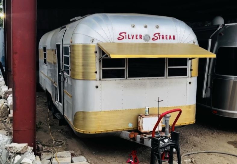 1974 Silver streak Continental rocket for Sale in Tujunga, CA - OfferUp