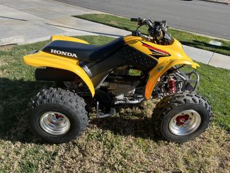 Honda 250ex Yellow