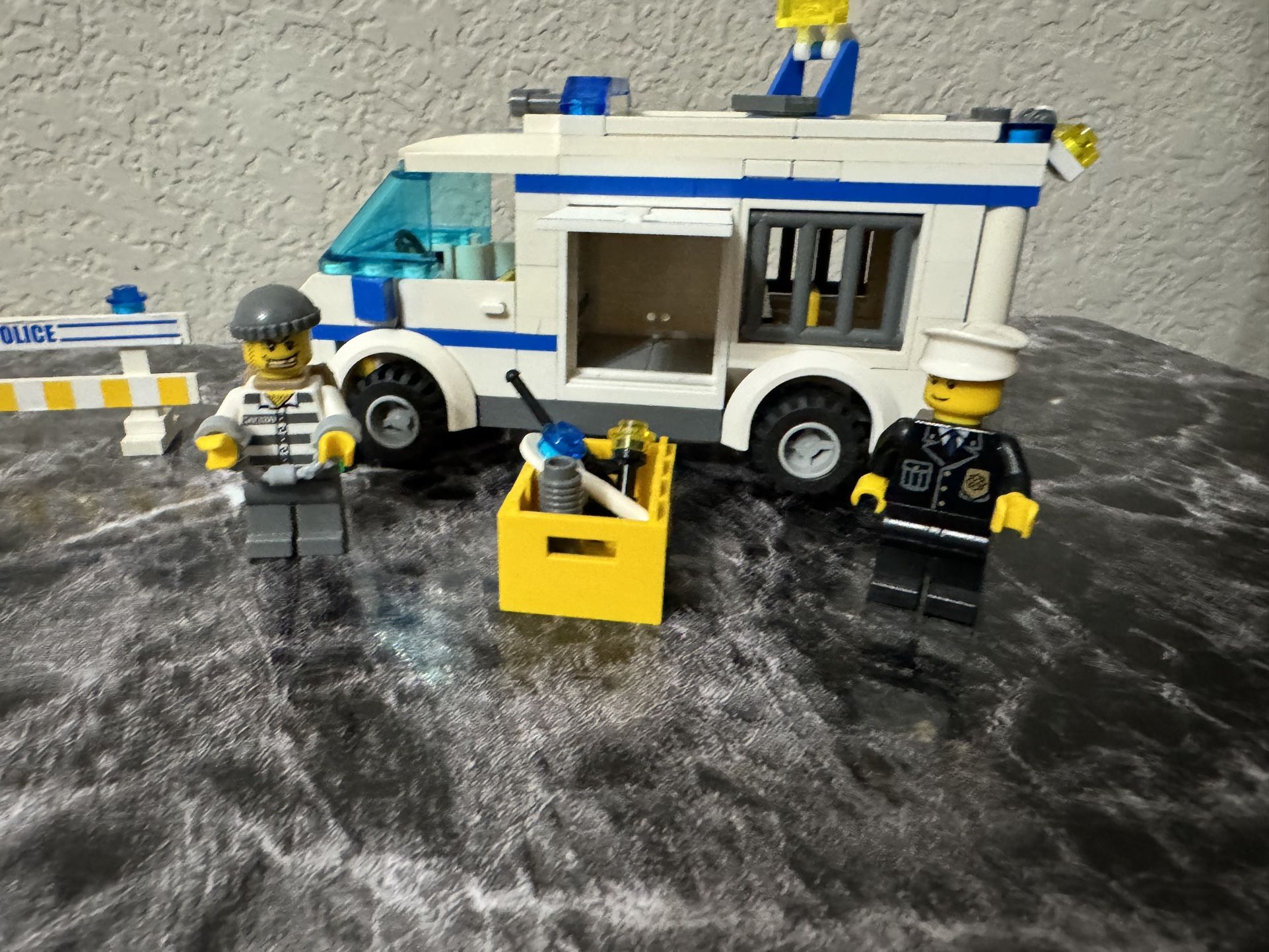 LEGO CITY: Prisoner Transport (7286) for Sale in Enterprise, NV - OfferUp