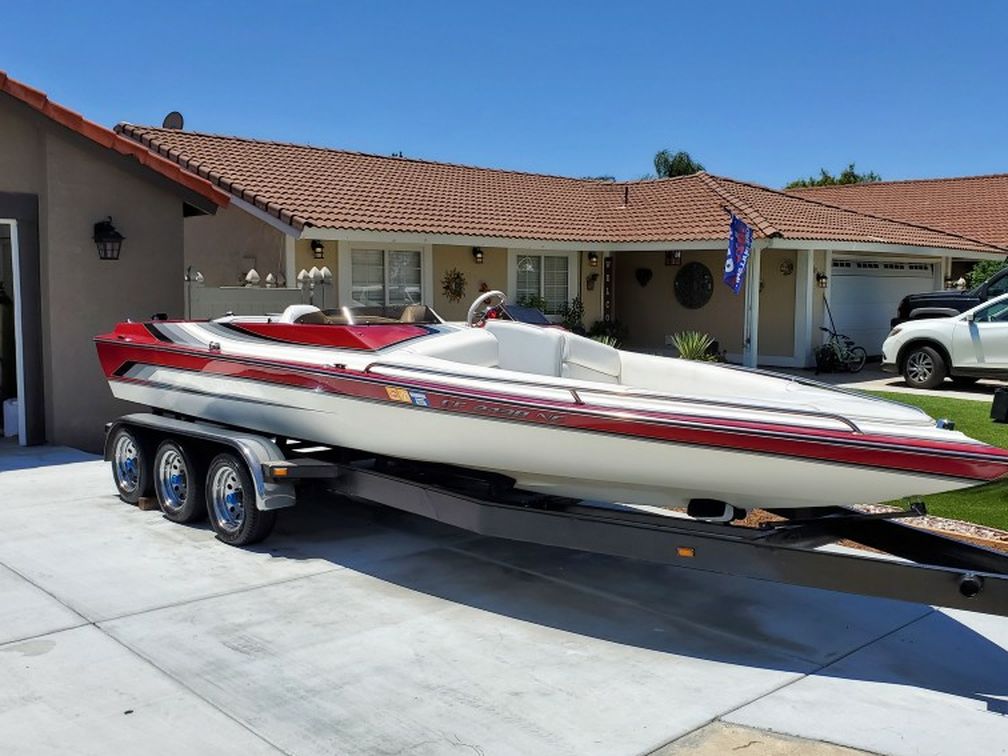 1990 Cole SS Jet Boat 21.6 Ft for Sale in Canyon Lake, CA - OfferUp