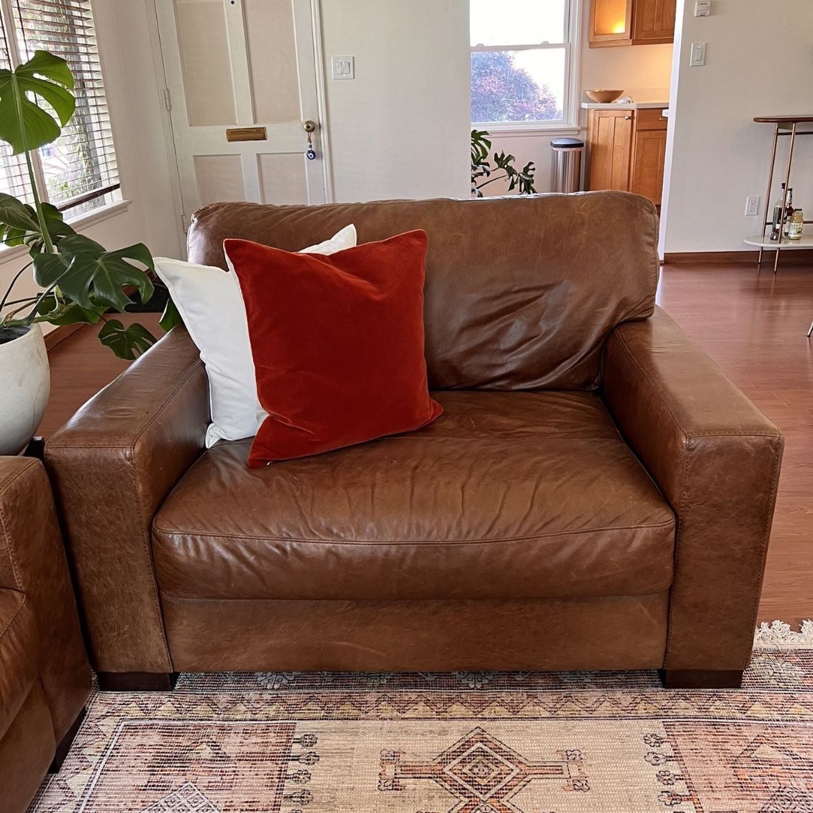 Jerome s Landmark Leather Chair for Sale in San Diego CA OfferUp