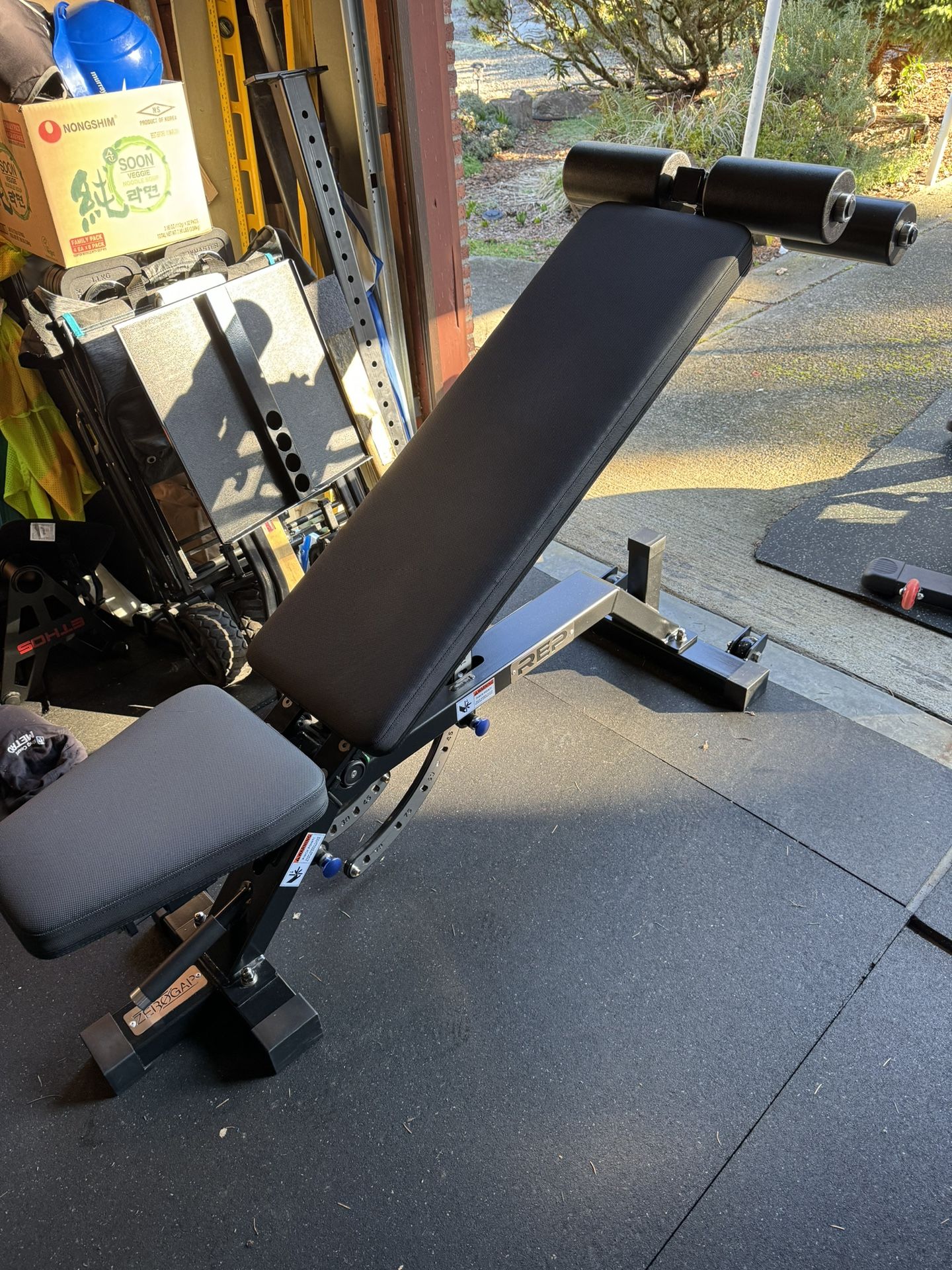 Rep Fitness AB-5000 Zero gap Adjustable Bench with Leg Attachment for ...