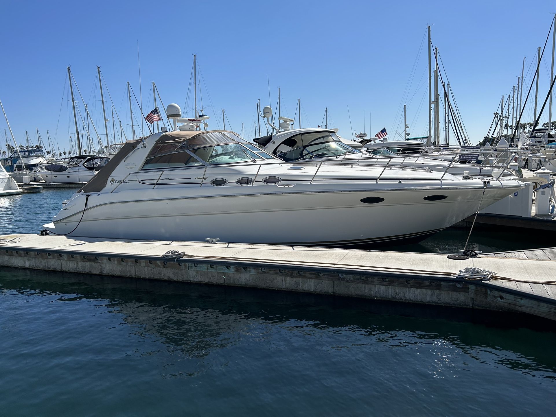 Sea Ray 370 Sundancer 1995 $76 500 Obo for Sale in Costa Mesa, CA - OfferUp