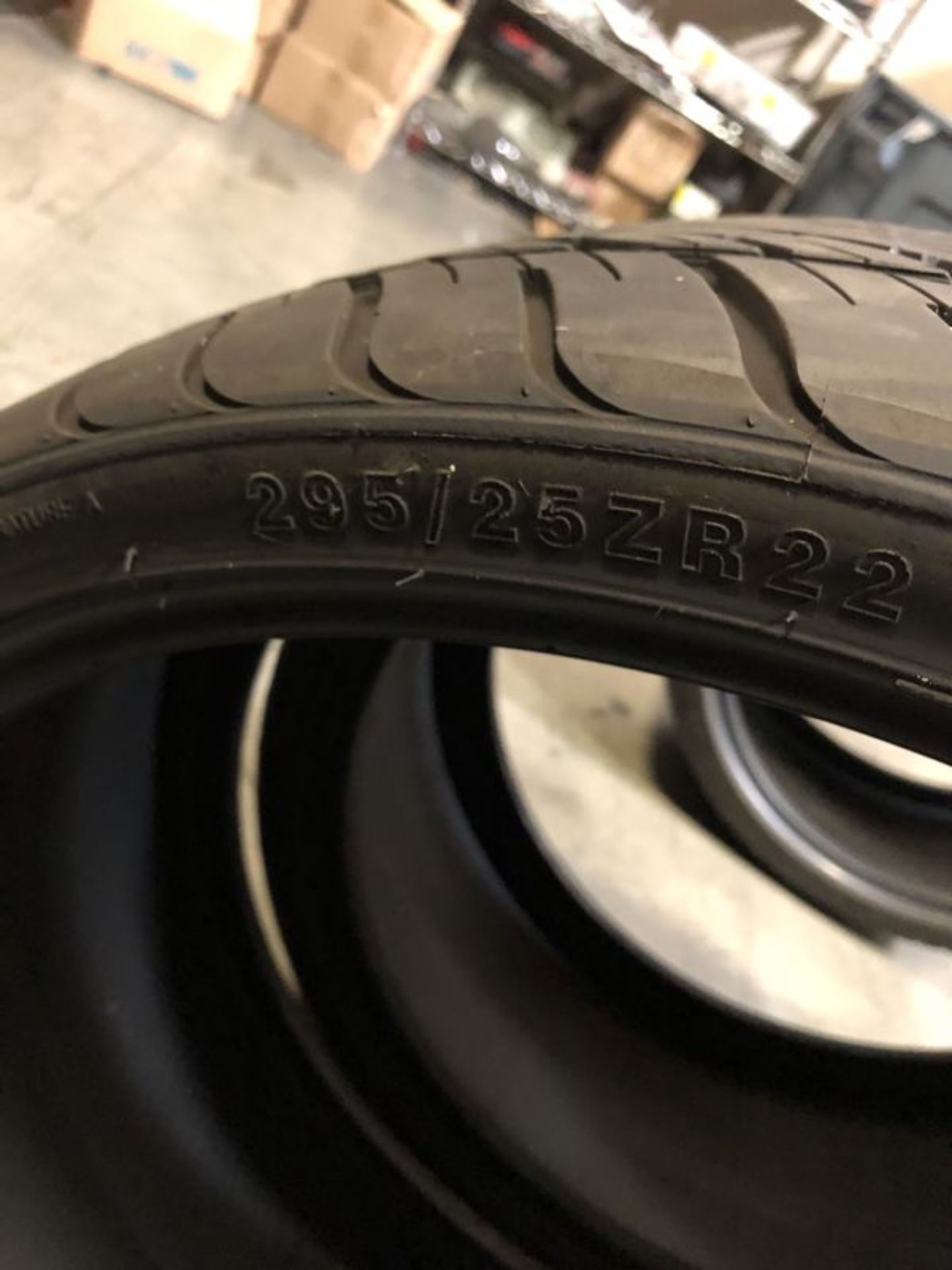 295/25/22 95% tread 22 inch tire for BMW or Mercedes for Sale in Chula ...