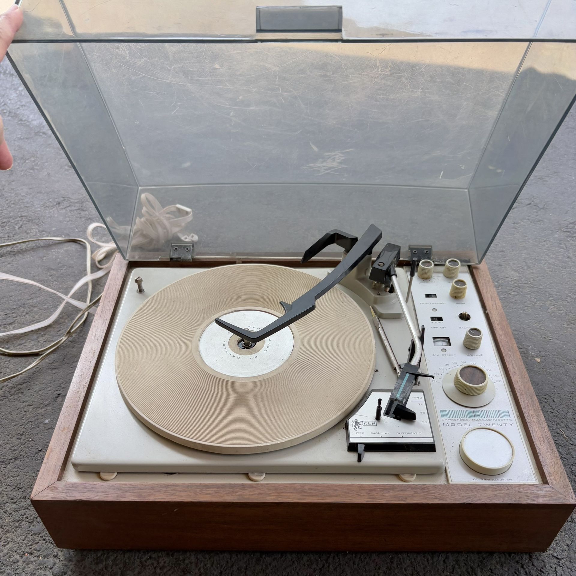 Vintage KLH Model Twenty Stereo Turntable - Two units for Sale in ...