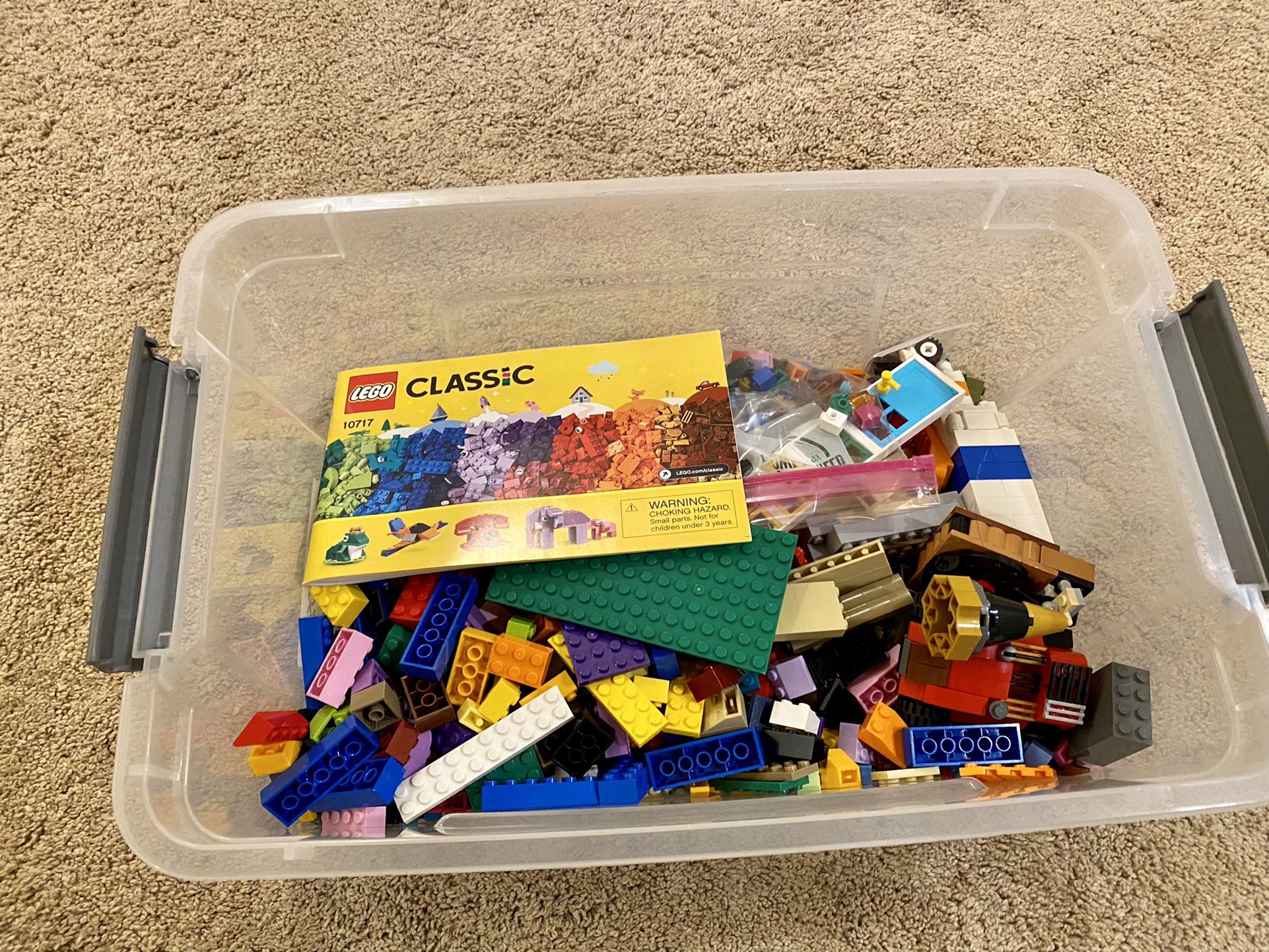 Classic LEGOs Miscellaneous Box for Sale in Davis, CA - OfferUp