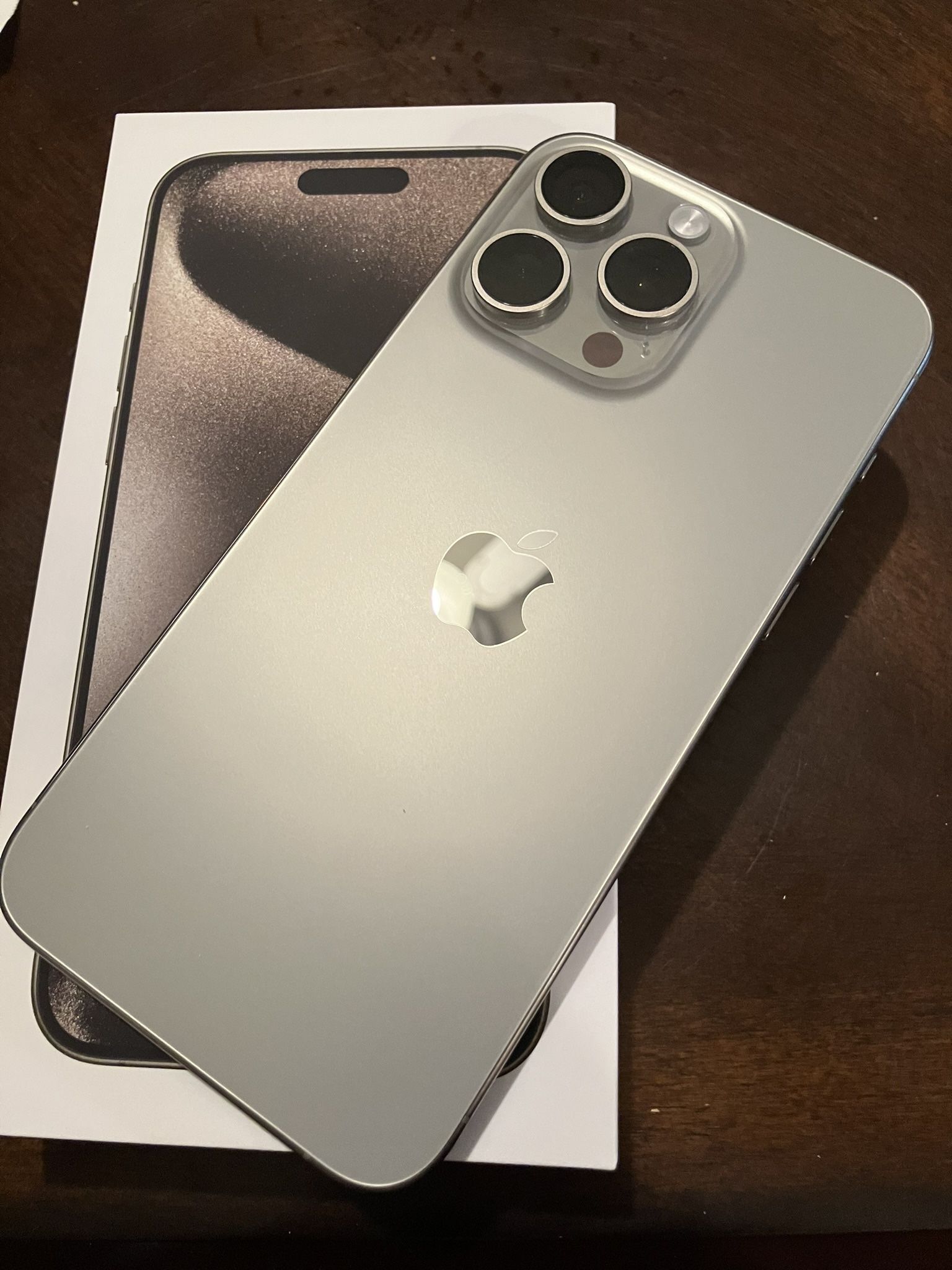 iPhone 15 Pro max 256GB Verizon READ DESCRIPTION for Sale in Las Vegas ...