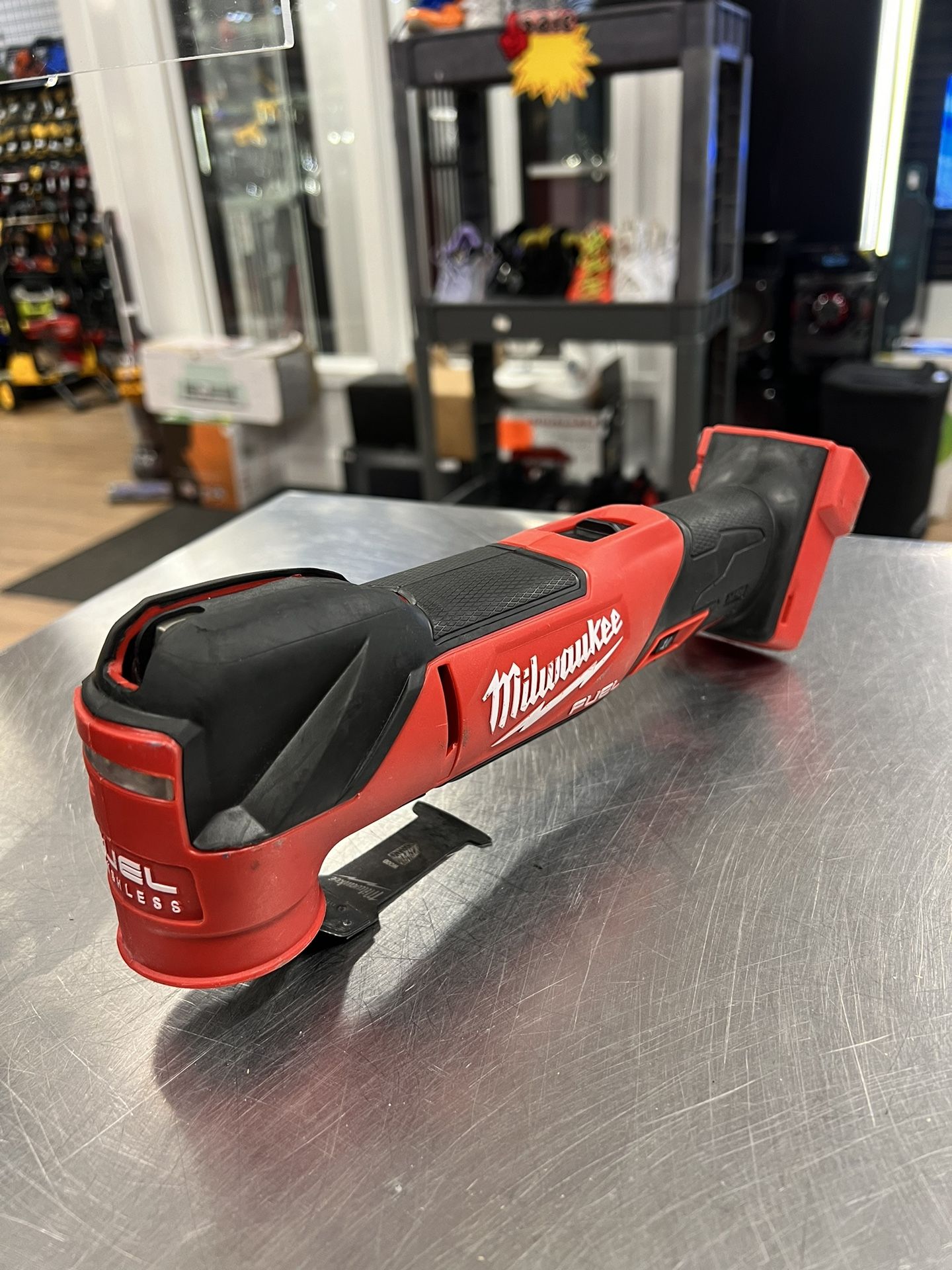 Milwuakee Fuel Brushless Multi Tool 170260/12 for Sale in Federal Way ...