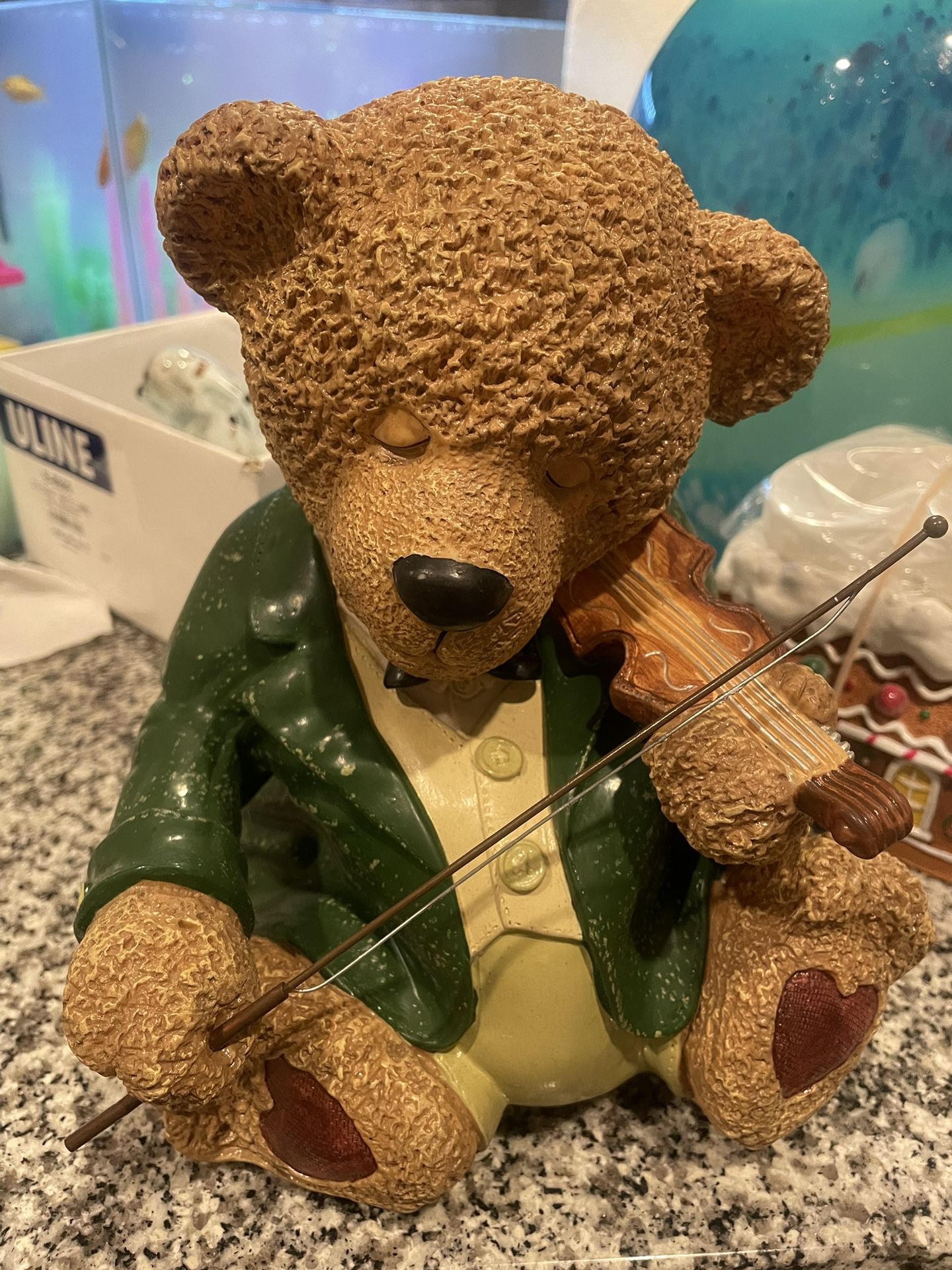 Stradivarius The Violin Playing Bear for Sale in North Royalton, OH - OfferUp