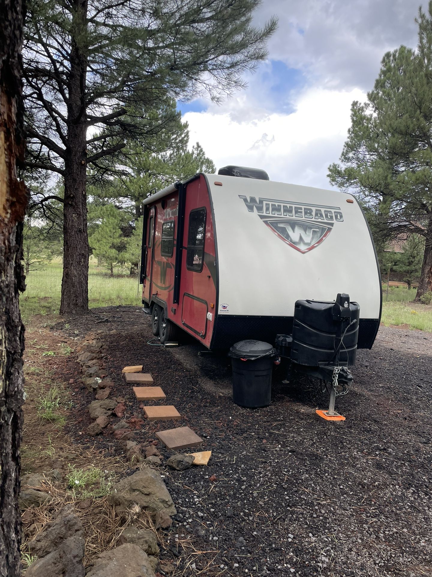 2017 Winnebago Micro Minnie winnie for Sale in Phoenix, AZ - OfferUp