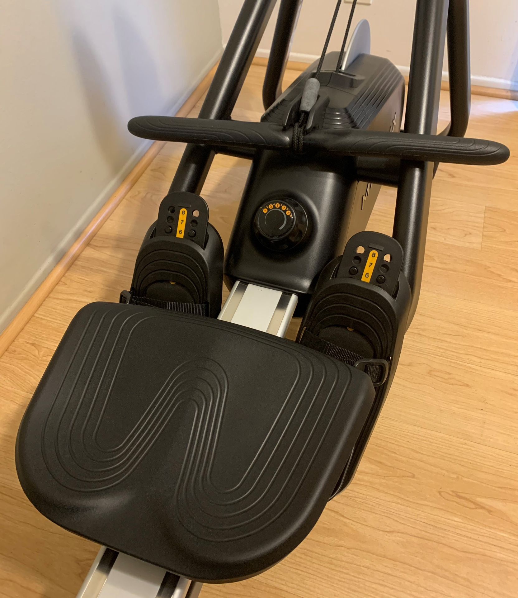 Matrix Rower Row Machine Exercise Workout Rowing Crossfit Trainer Gym ...