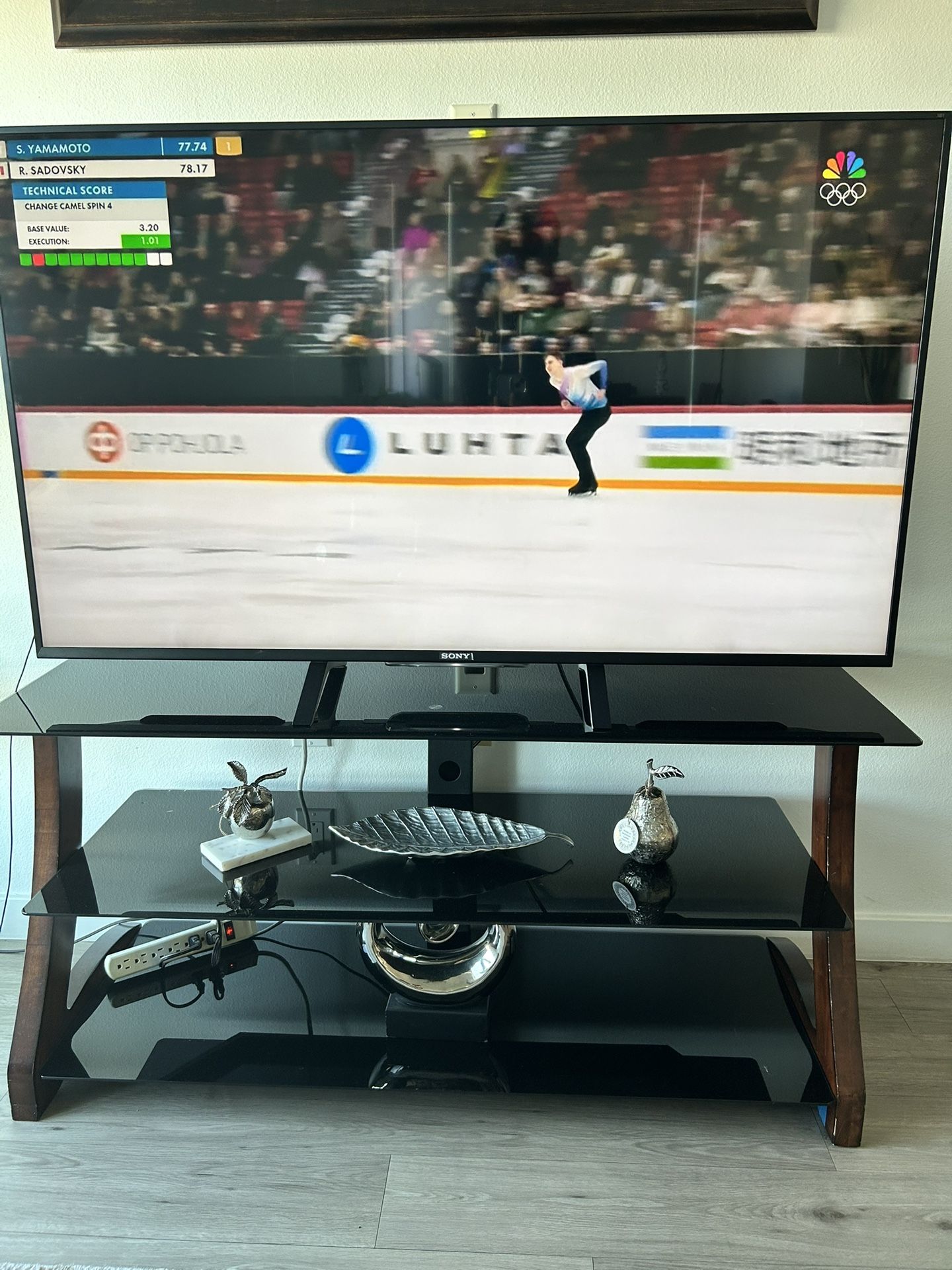 55in Sony Flat Screen TV for Sale in Henderson, NV - OfferUp