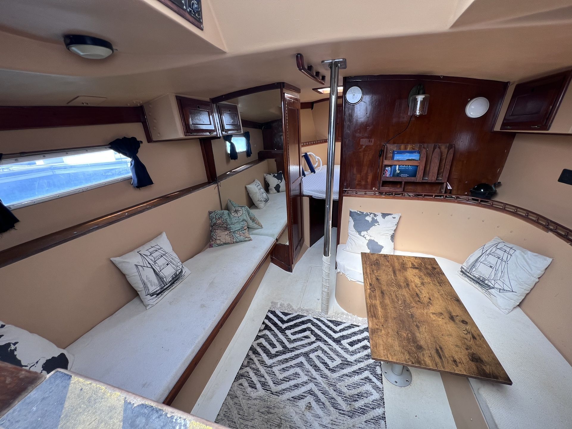 Coronado 35 Ft Sailboat for Sale in Honolulu, HI - OfferUp