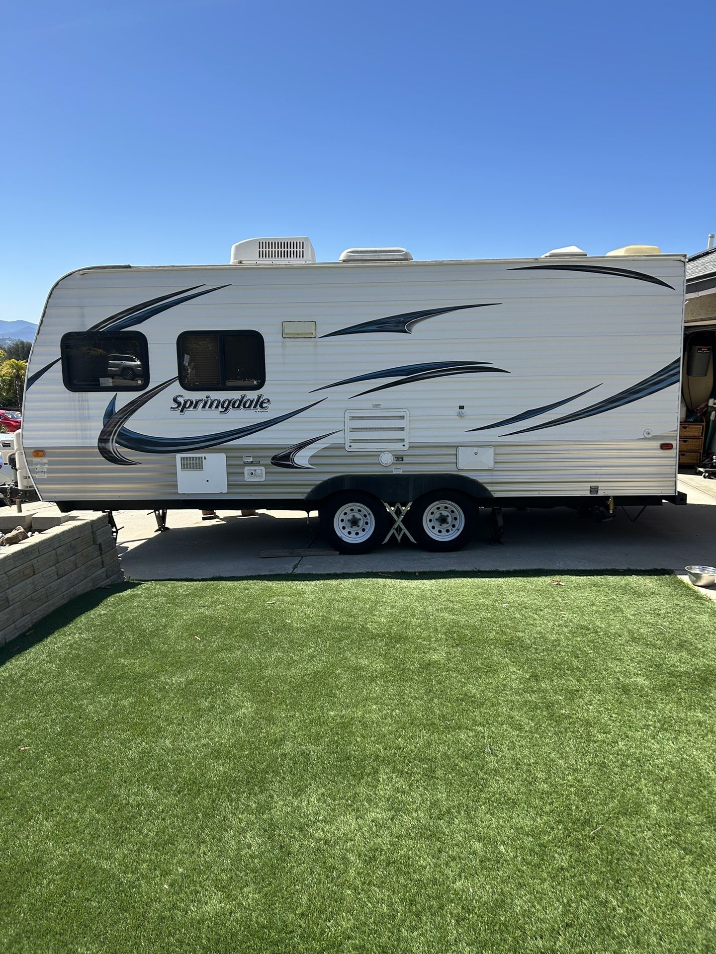 2013 Springdale Keystone Trailer 19.5ft Long $11,900 for Sale in ...