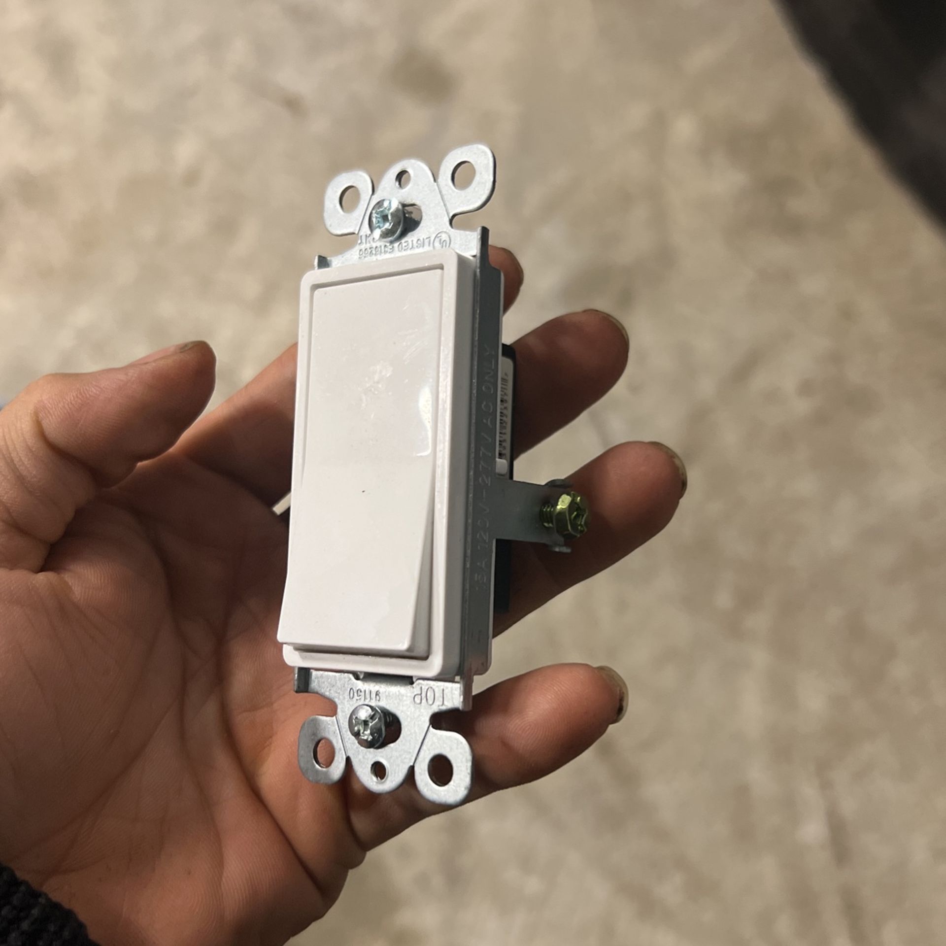 Light Switch Interruptor for Sale in Tacoma, WA - OfferUp