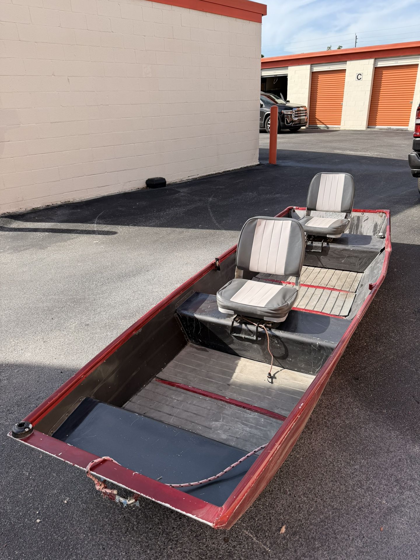 12ft Jon boat Super lightweight With 2 comfortable 360° Leather Seats ...