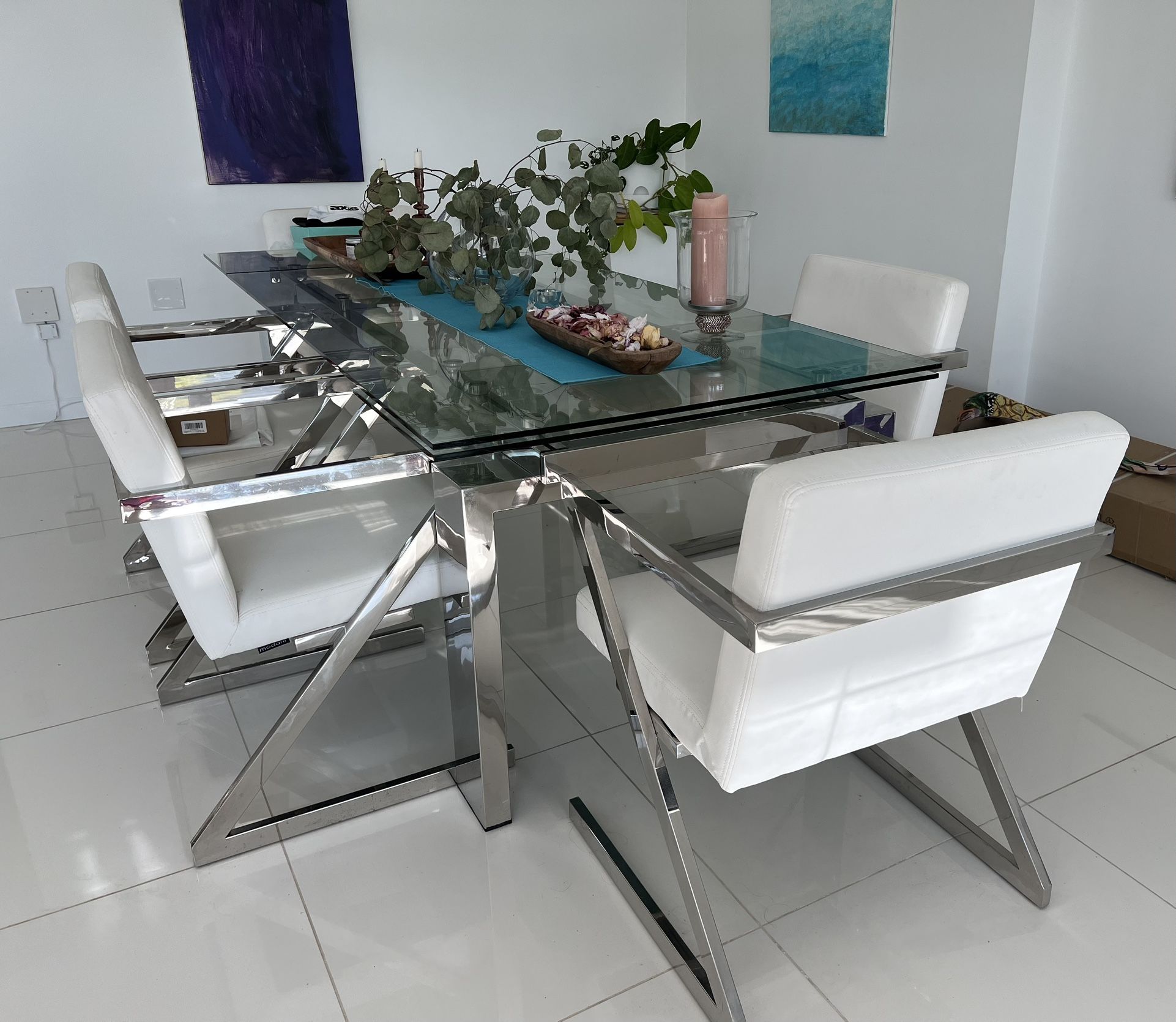 Modani Dining Room Set for Sale in Miami Beach, FL - OfferUp