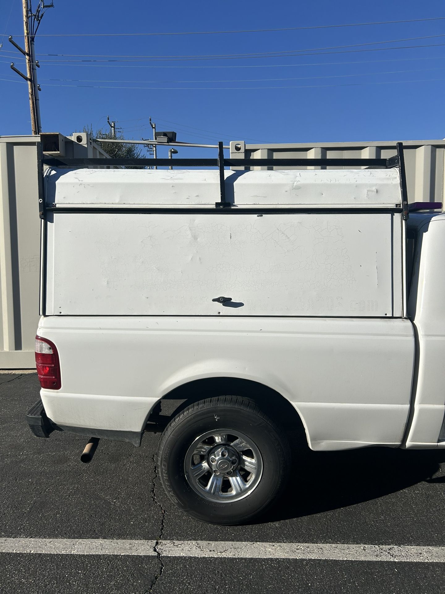 Ford Ranger Camper Shell for Sale in San Pedro, CA - OfferUp