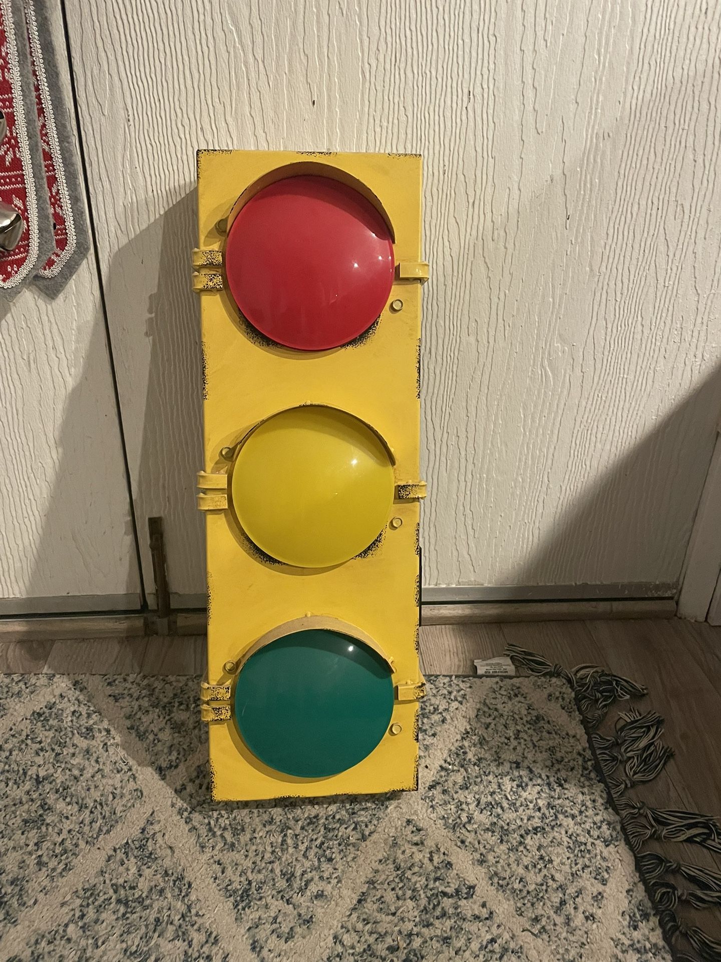 Decorative Working Stoplight for Sale in San Diego, CA - OfferUp
