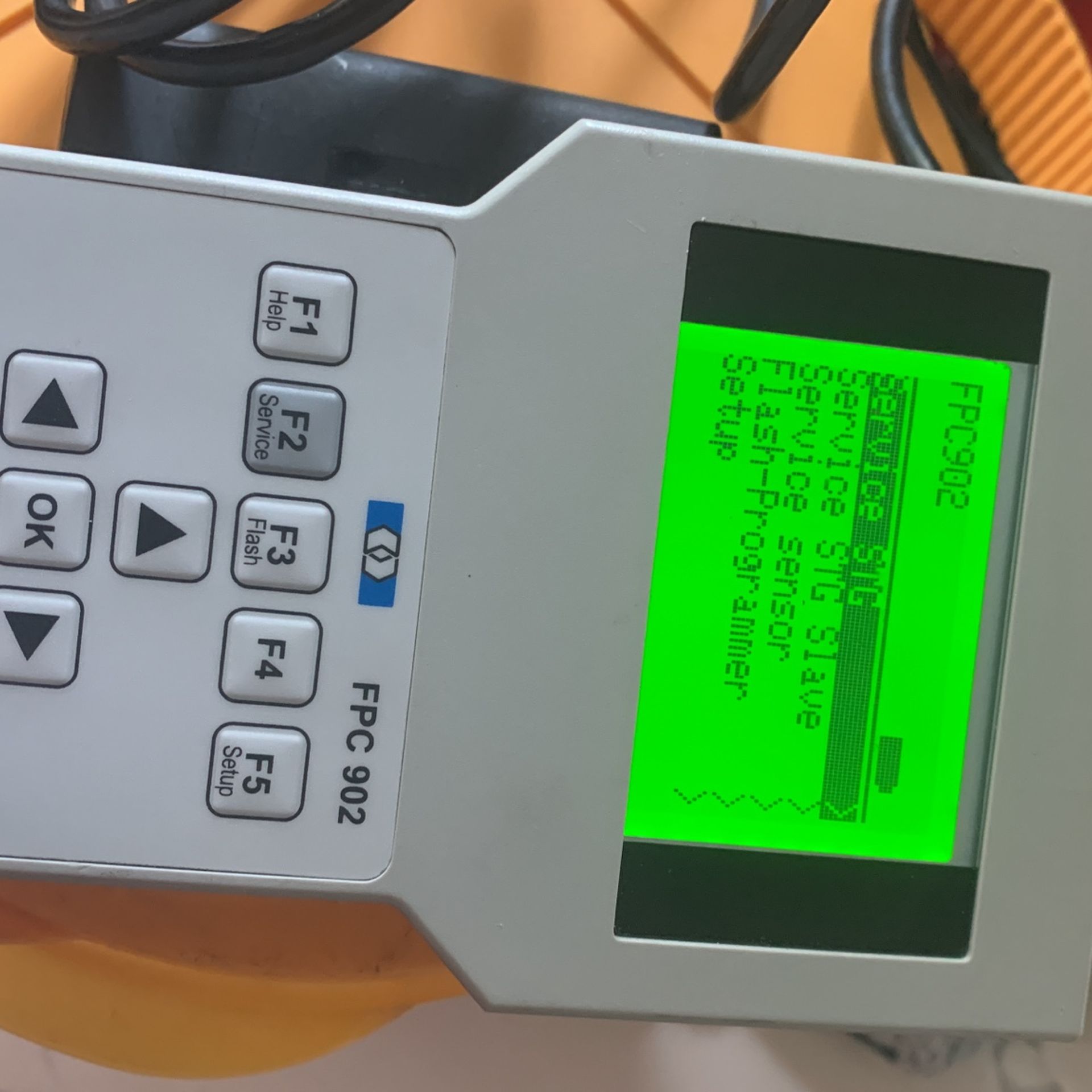 Record 6100&8000 Whith Te FPC-902 Hand Terminal To The Operators ...