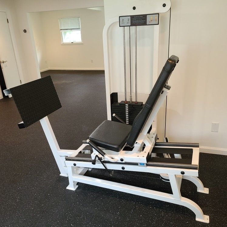 life fitness seated leg press machine with 400 lb stack included ...