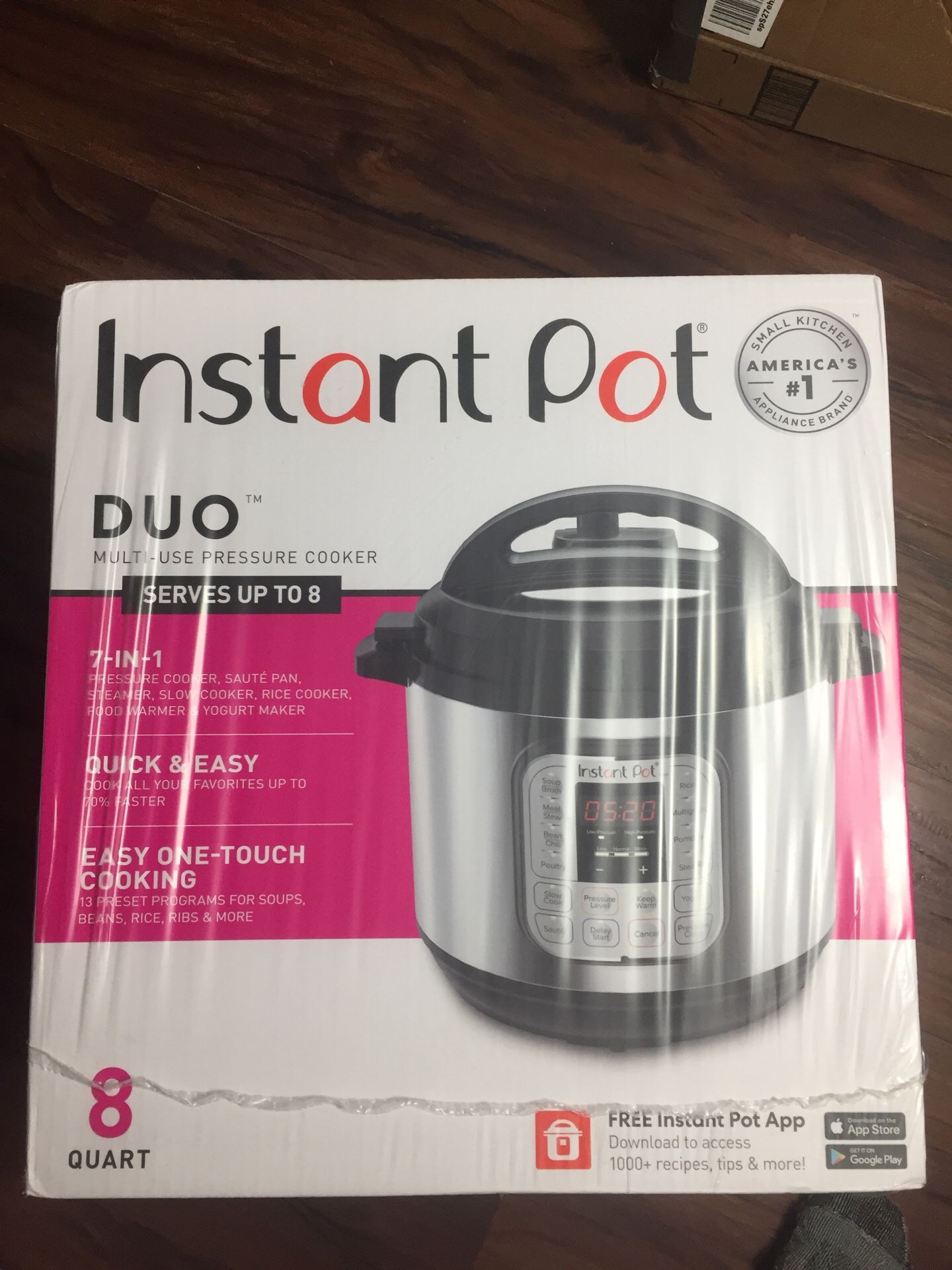Insta pot- 8 quarts 7-in-1 for Sale in Seattle, WA - OfferUp