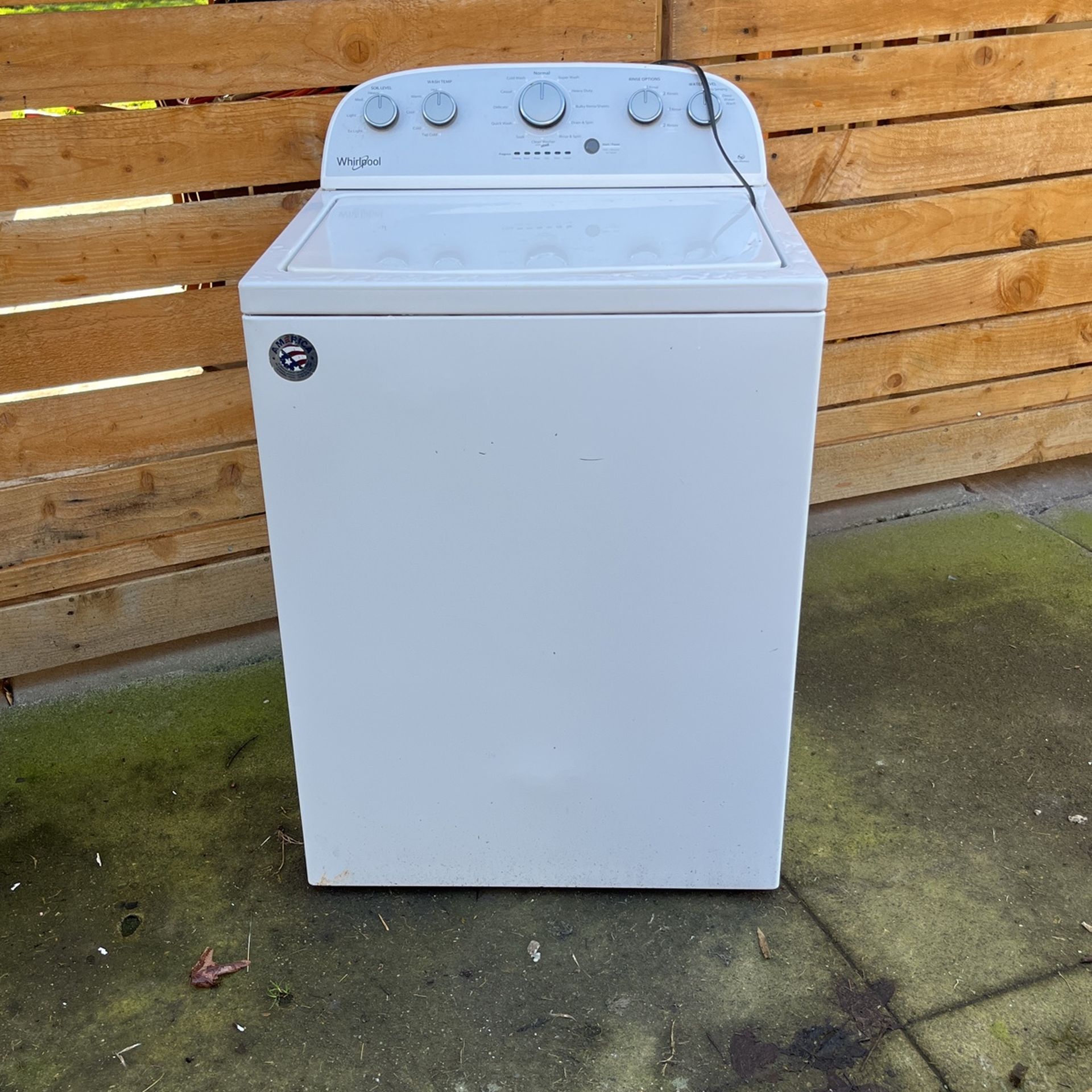 Free Washing Machine. for Sale in Edgewood, WA - OfferUp