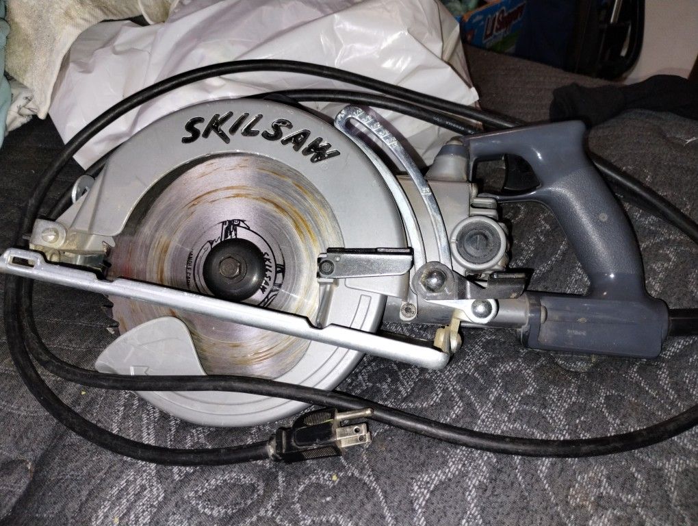 Worm Drive Skill Saw for Sale in Portland, OR - OfferUp