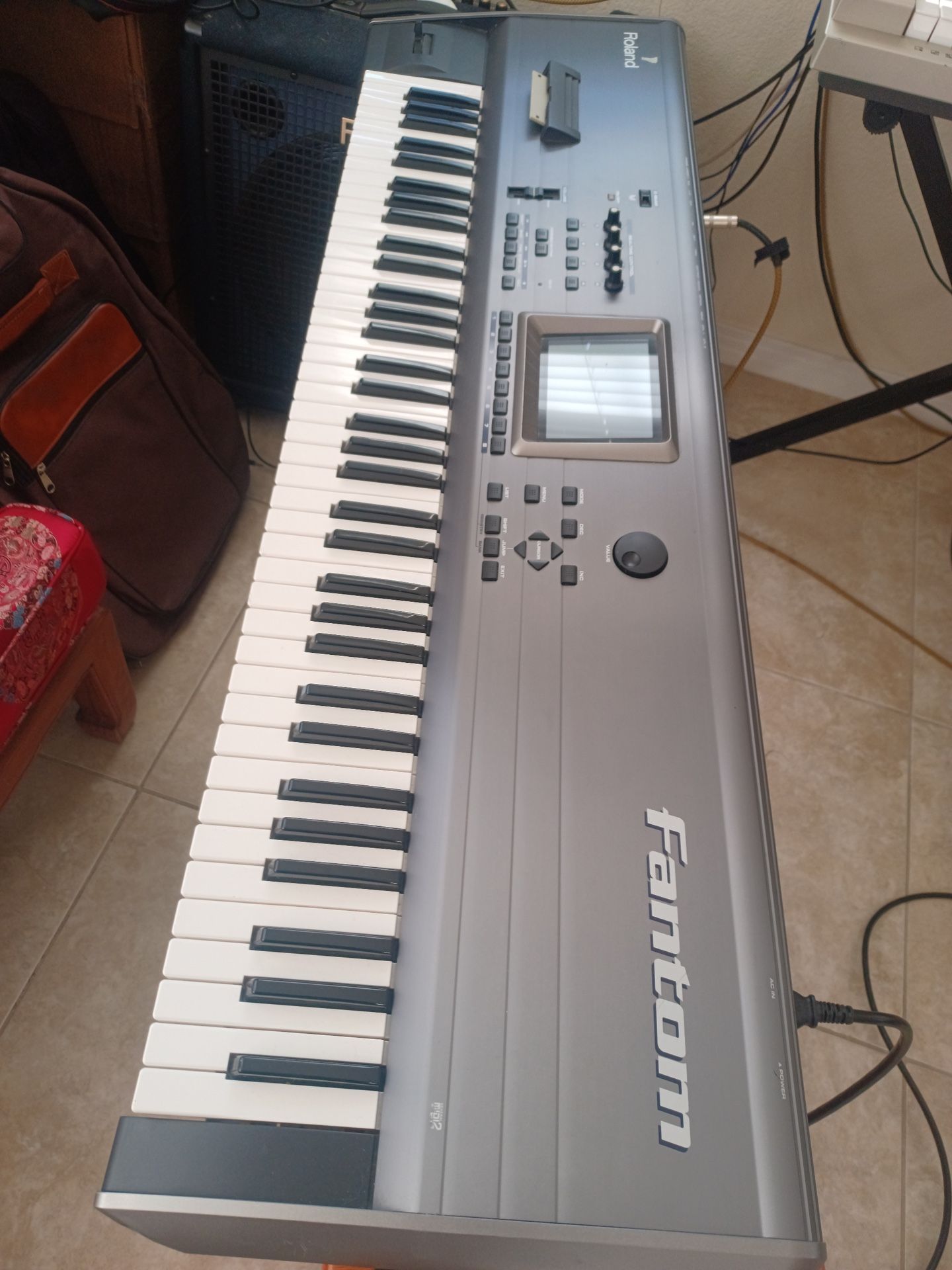 Roland Fantom FA-76 Workstation Keyboard for Sale in Carlsbad, CA - OfferUp